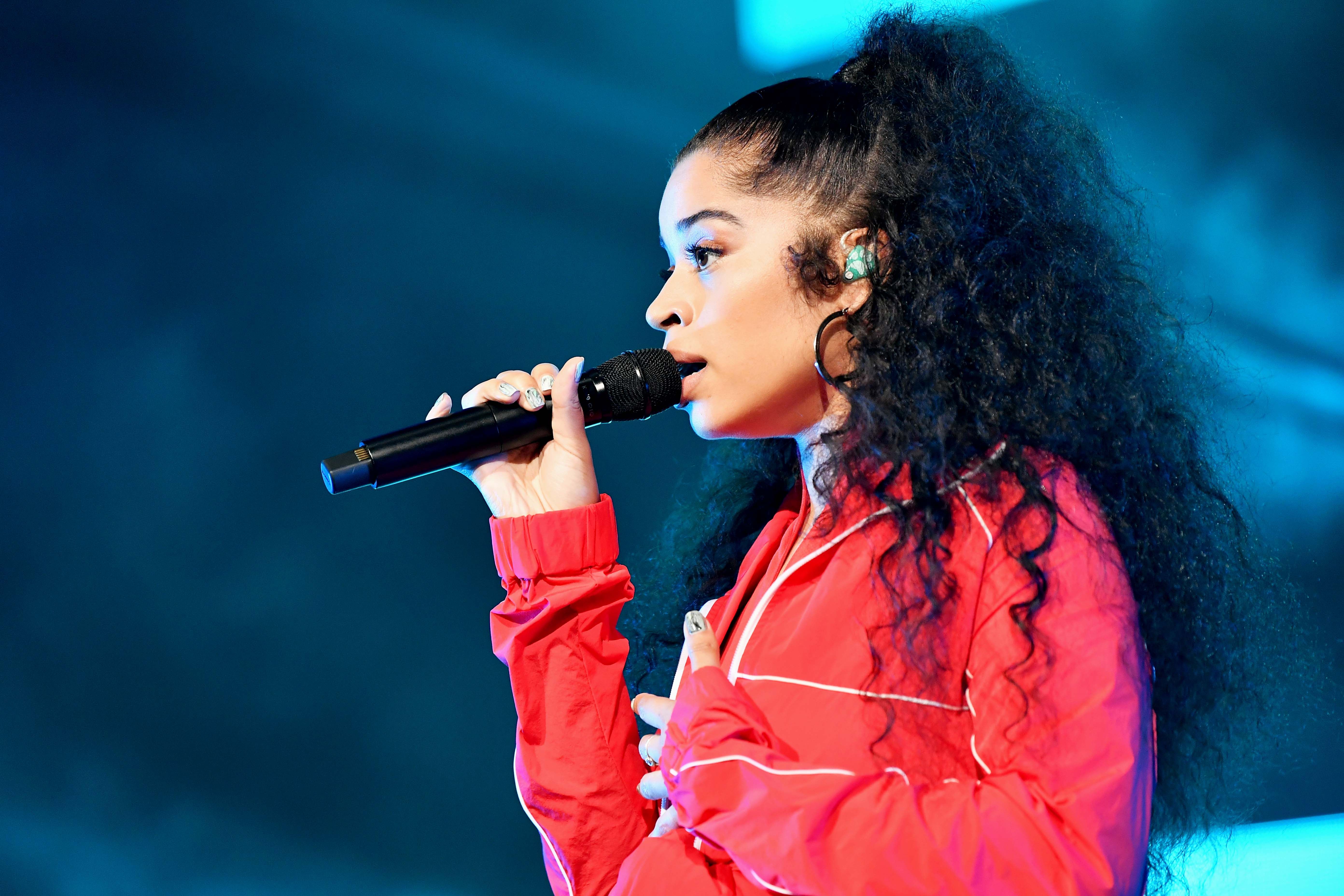 Boo'd Up! - (Photo: - Image 14 from Staples Center Friday Recap ...