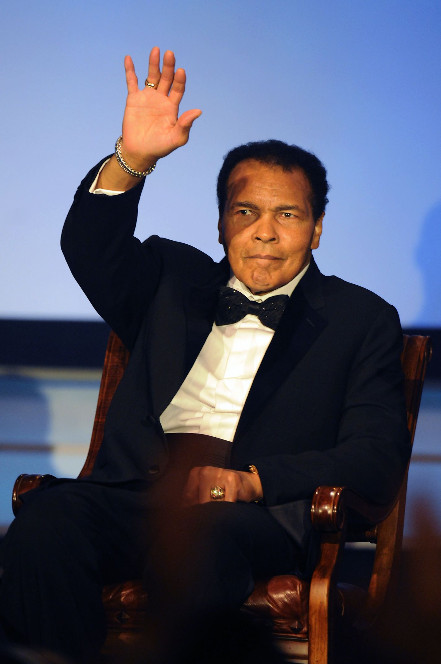 Diagnosed With Parkinson’s disease - Image 10 from Muhammad Ali's ...