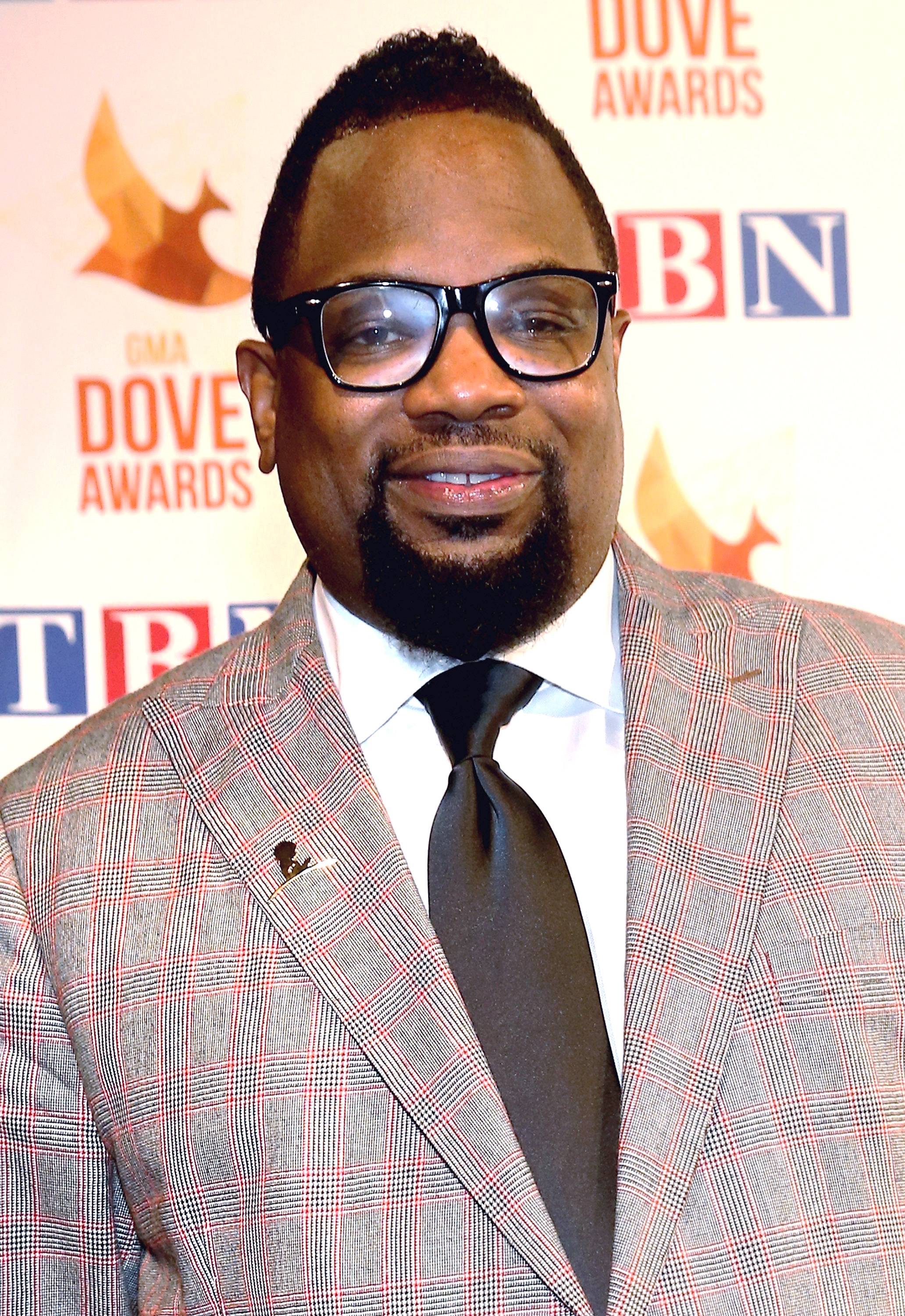 Hezekiah Walker: December 24 - Image 8 from Celebrity Birthdays: Samuel ...