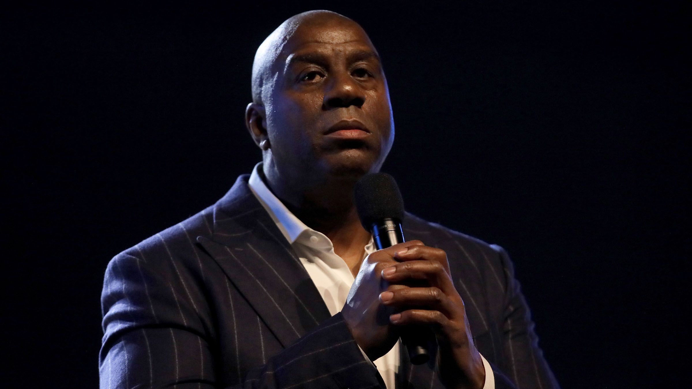 Magic Johnson Is a Billionaire: 5 Things to Know About His Business ...