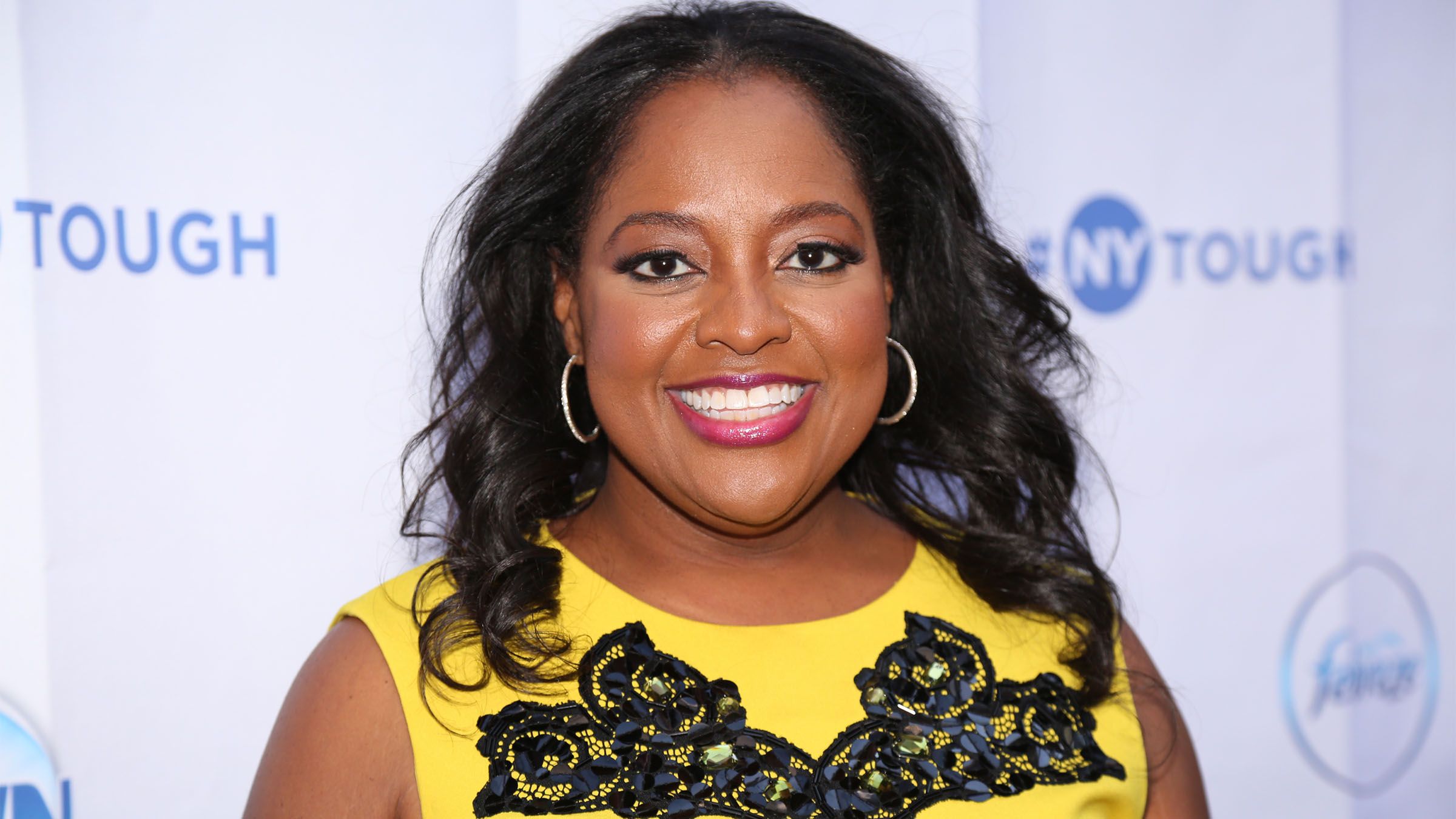 Sherri Shepherd Shares Candid Video of Her Rocking an Old Pair of Jeans ...