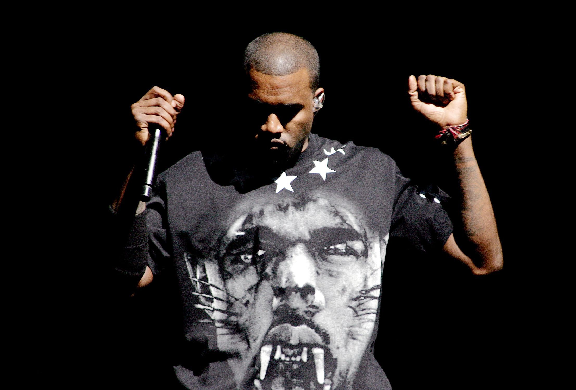 Classic - Rappers have - Image 19 from Hip Hop Fashion: From Adidas to ...