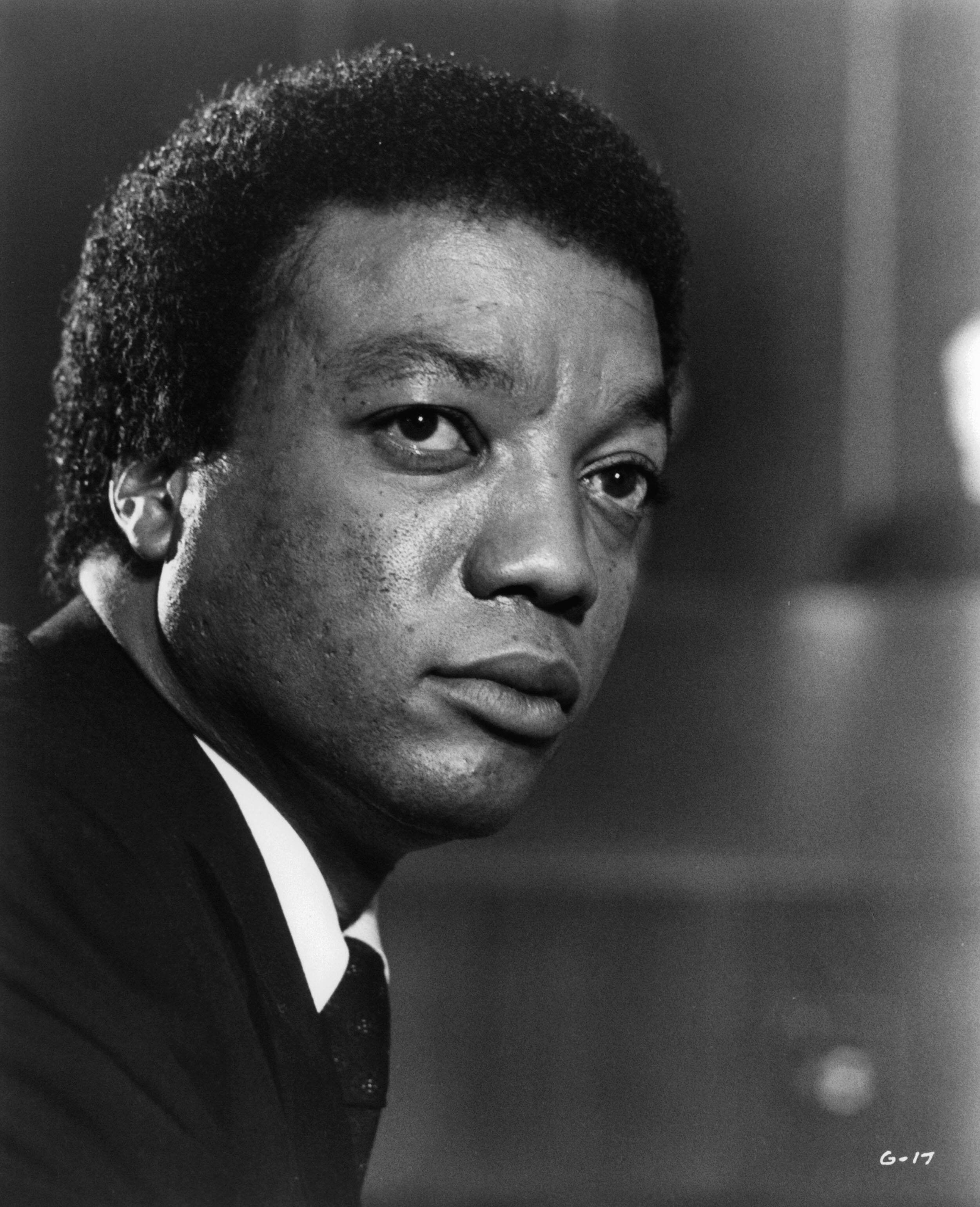 Paul Winfield was the - Image 4 from 12 Actors Who Played Dr. MLK ...
