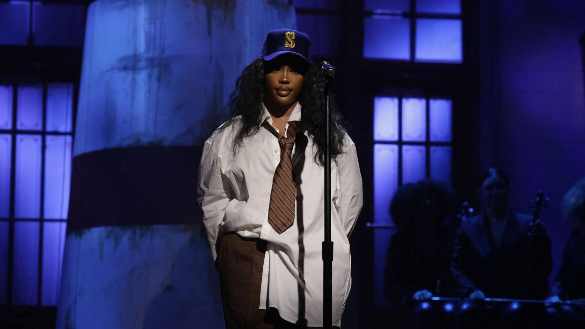 SZA Announces First Arena Tour - (Video Clip) | BET Naacp Image Awards