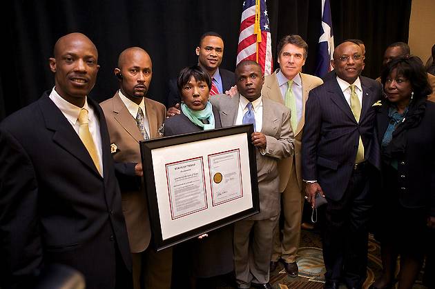 A Picture of Pardon - Image 8 from Life in Pictures: Tim Cole | BET