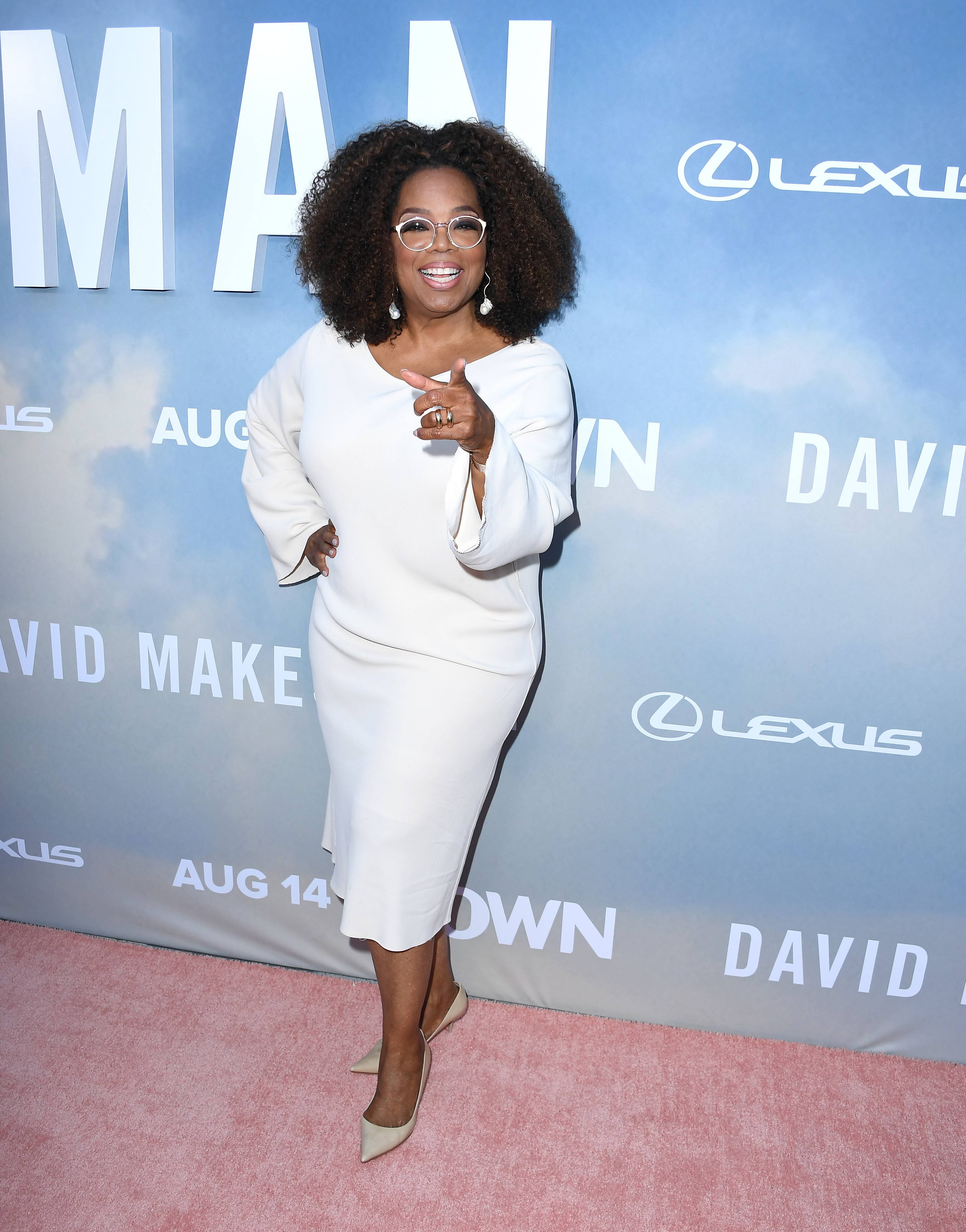 Oprah Winfrey Gifts College Student She Roasted For Having A Cracked ...