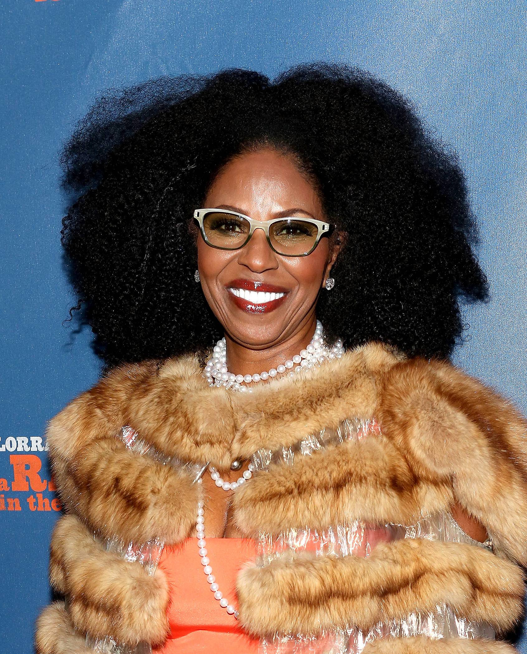 Pauletta Washington: September 28 - Image 4 from Celebrity Birthdays: T ...