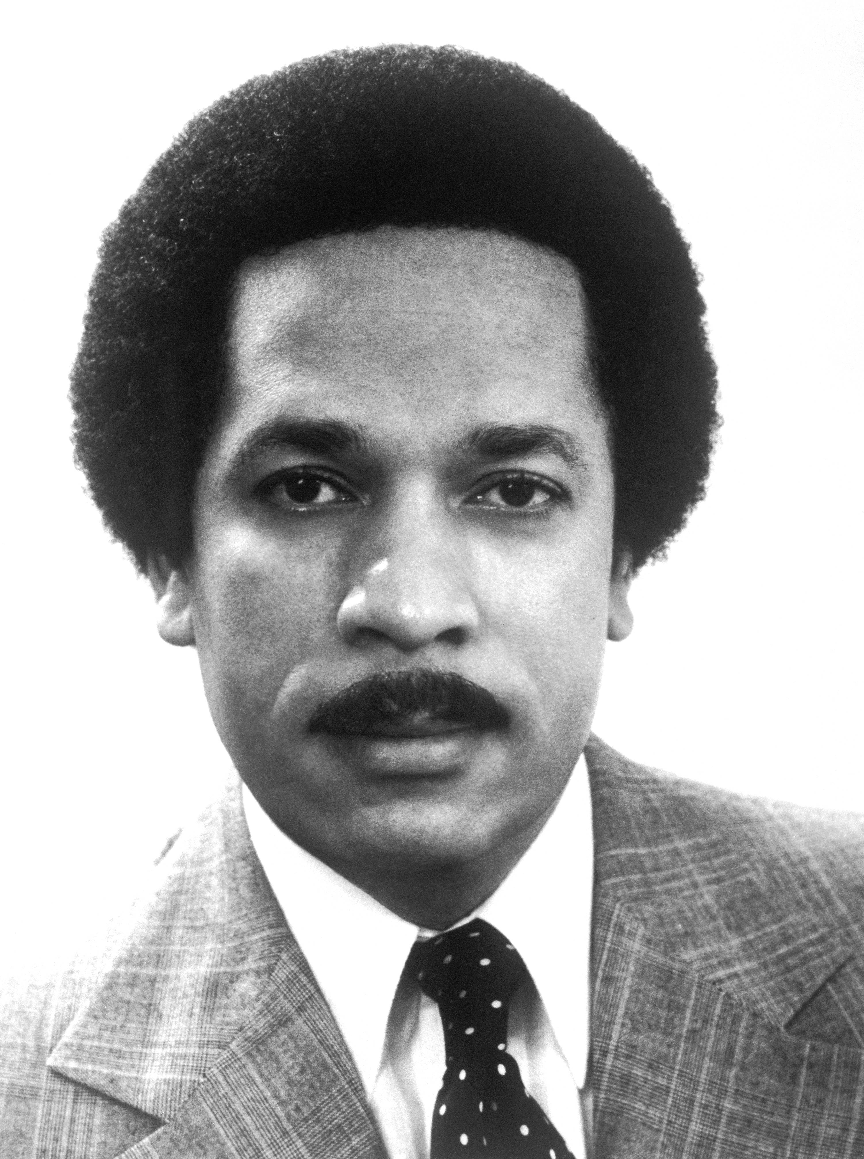 Max Robinson - Robinson - Image 13 from 21 Celebrities Who Have Lived ...