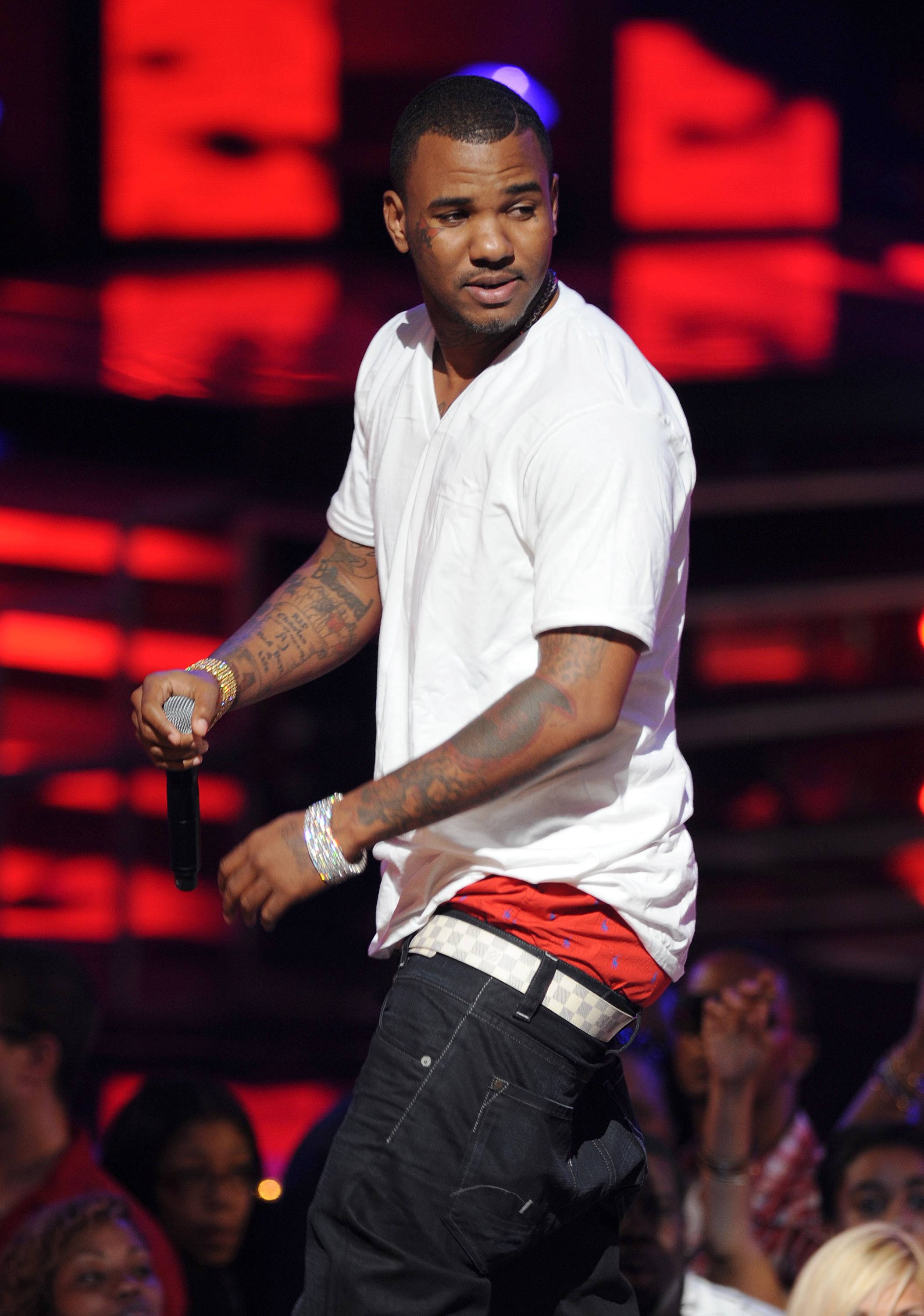 Game Joins Lil Wayne On Stage in Los Angeles | News | BET