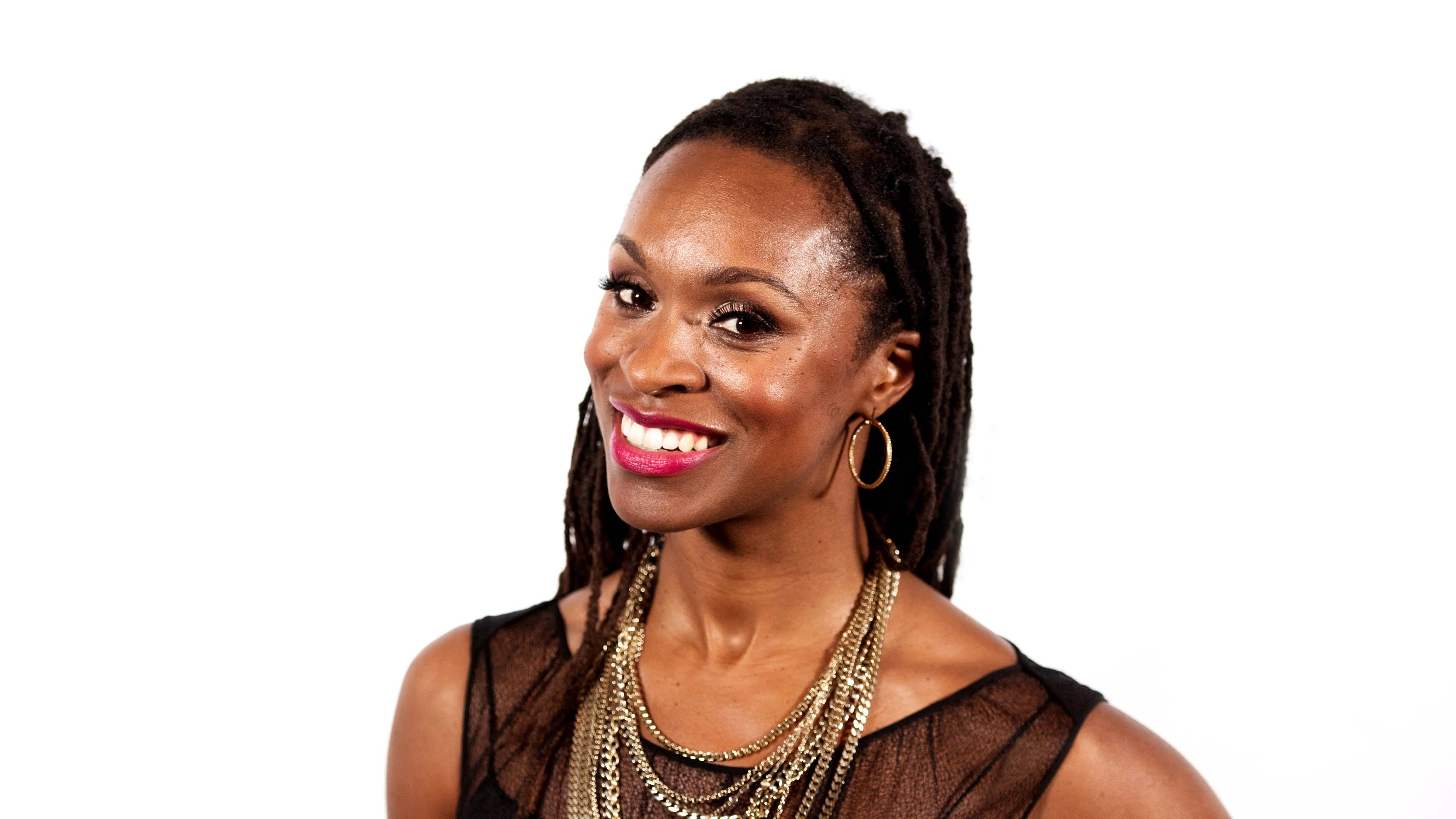 Celebrity Doula Latham Thomas Tells Us What It Was Like To Deliver 2017 ...