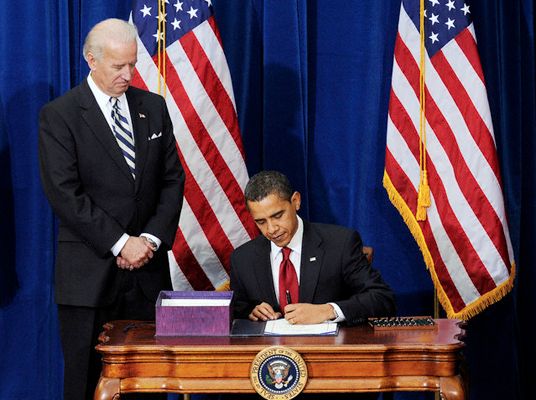 Stimulus Plan - Congress - Image 13 from Obama First 100 Days | BET