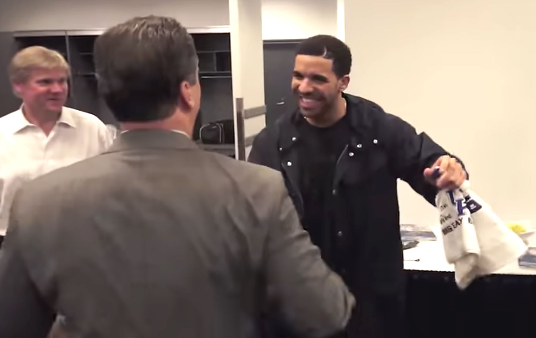 Drake Surprises Kentucky After - Image 3 from A History of Drake and ...