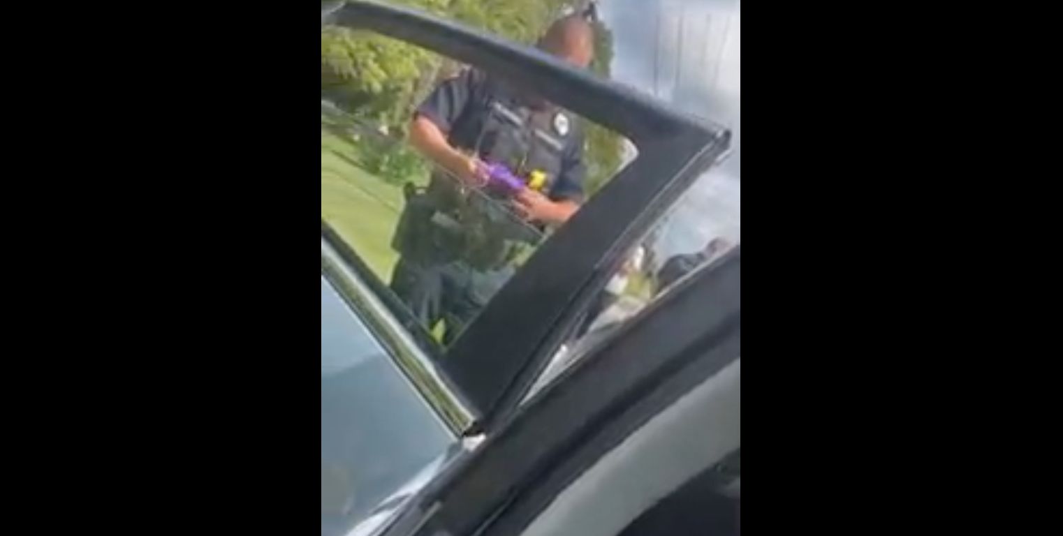 UPDATE: Wisconsin Police Respond To Viral Video Of Cops Allegedly ...