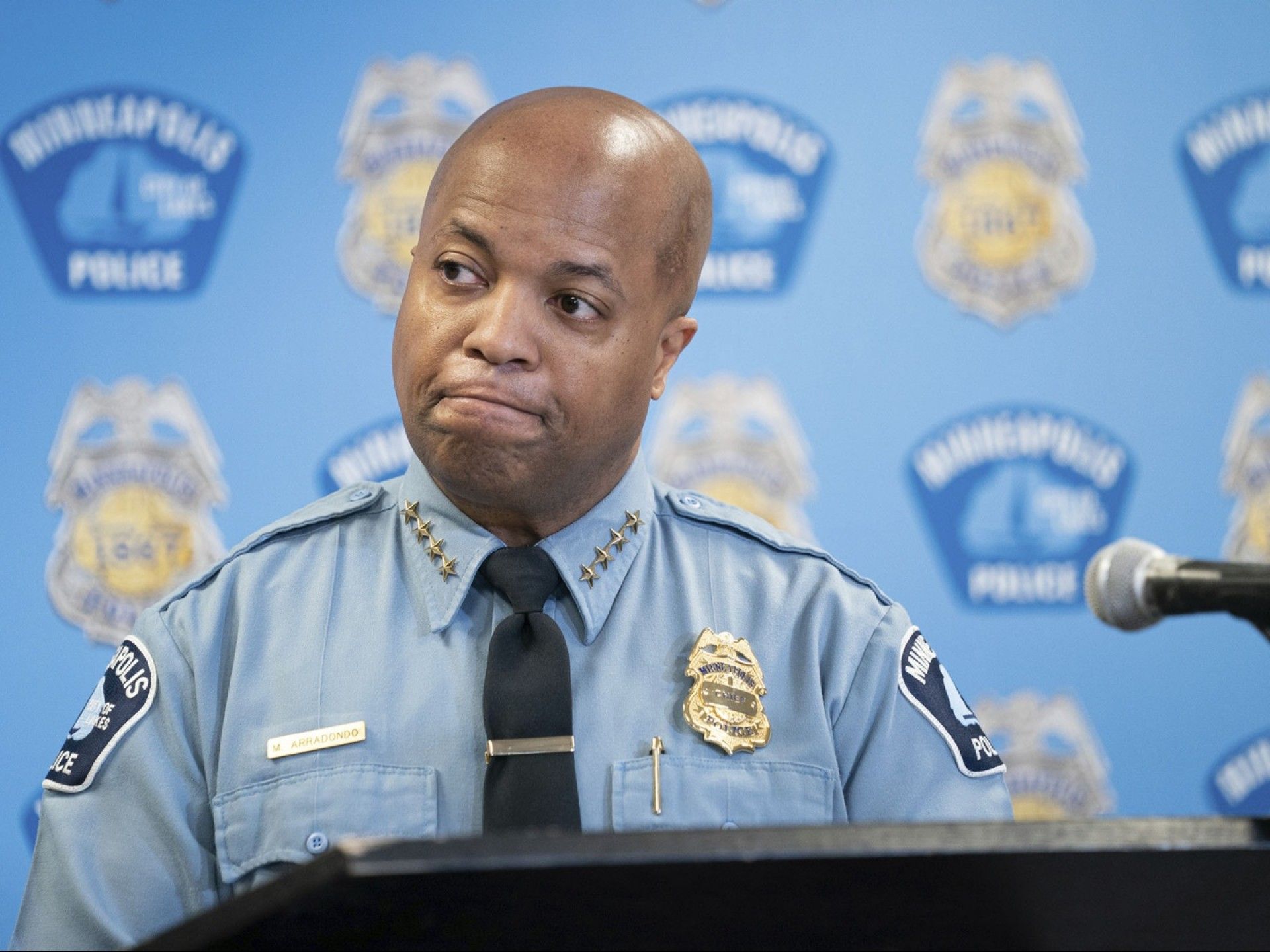 Minneapolis' First Black Police Chief Will Retire In January - (Video ...