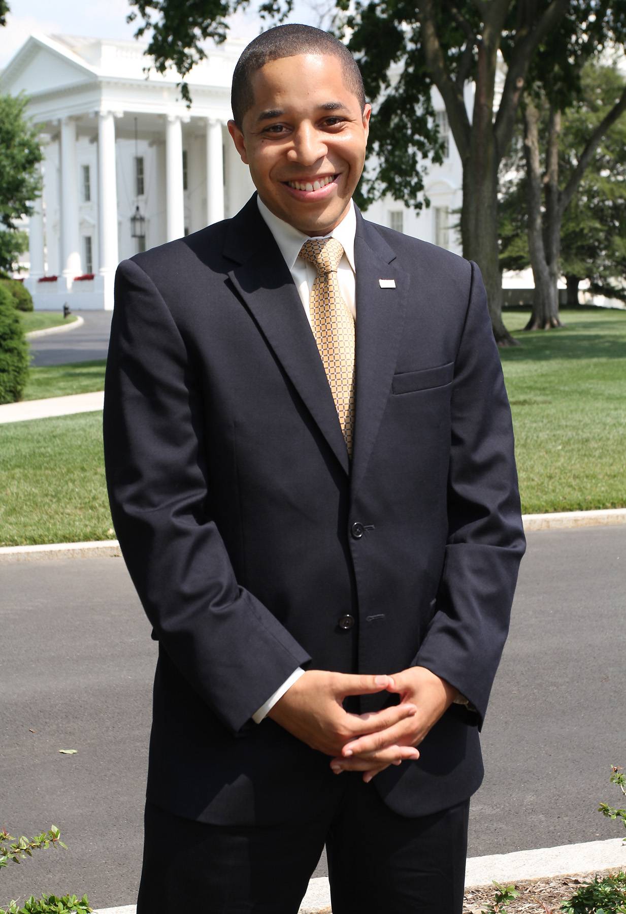 Nikolis Smith - Confidential - Image 5 from Fathers of the White House ...