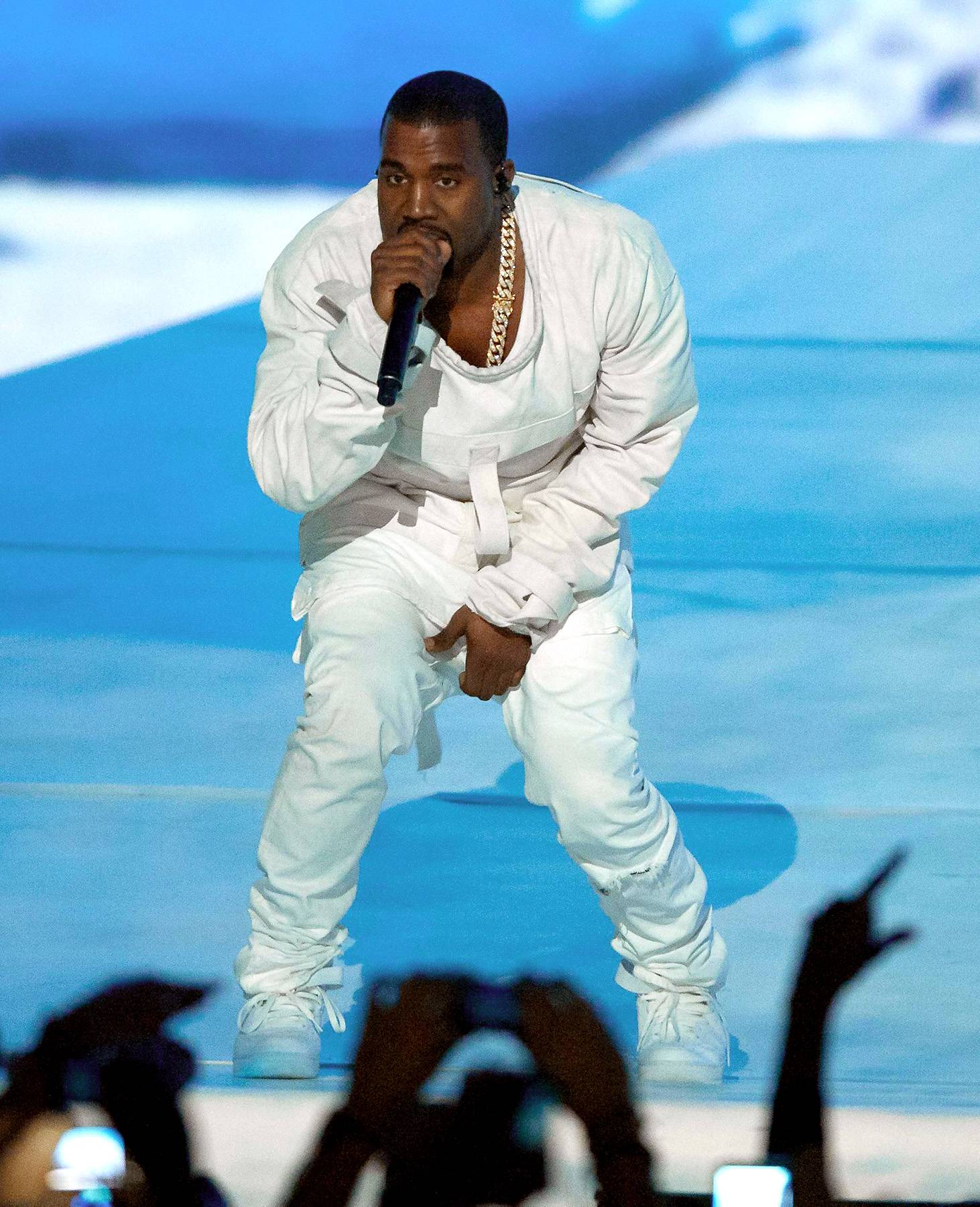 Kanye West Keeps It - Image 1 from The Buzz: Kanye Gets Honest, 2 ...