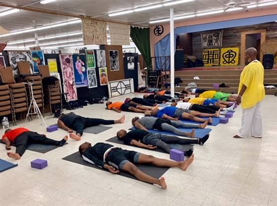 ‘Broga: Yoga for the Brothers’: This Class Teaches Black Men To Embrace ...