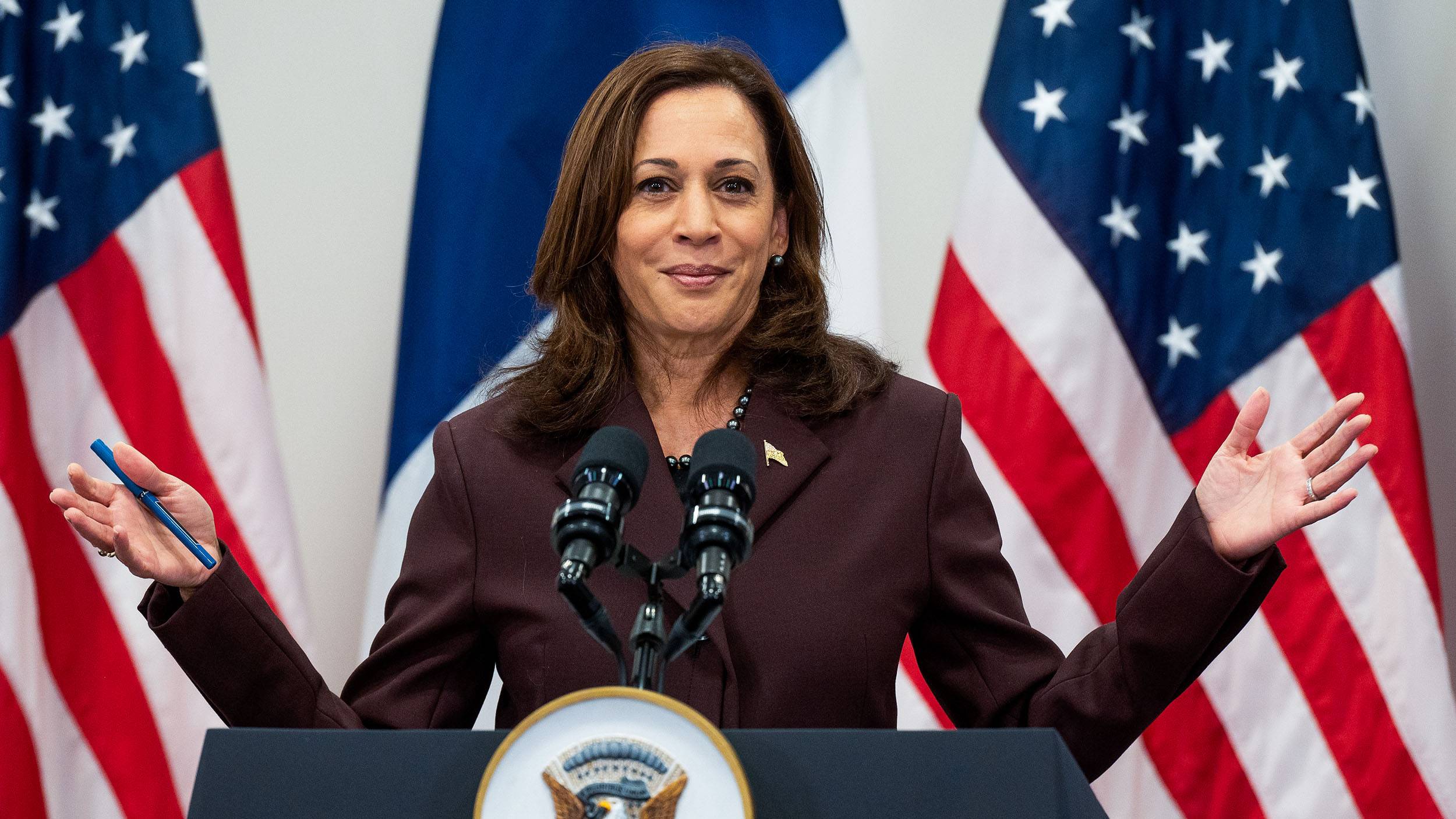 Kamala Harris Becomes First Woman With U.S. Presidential Power | News | BET