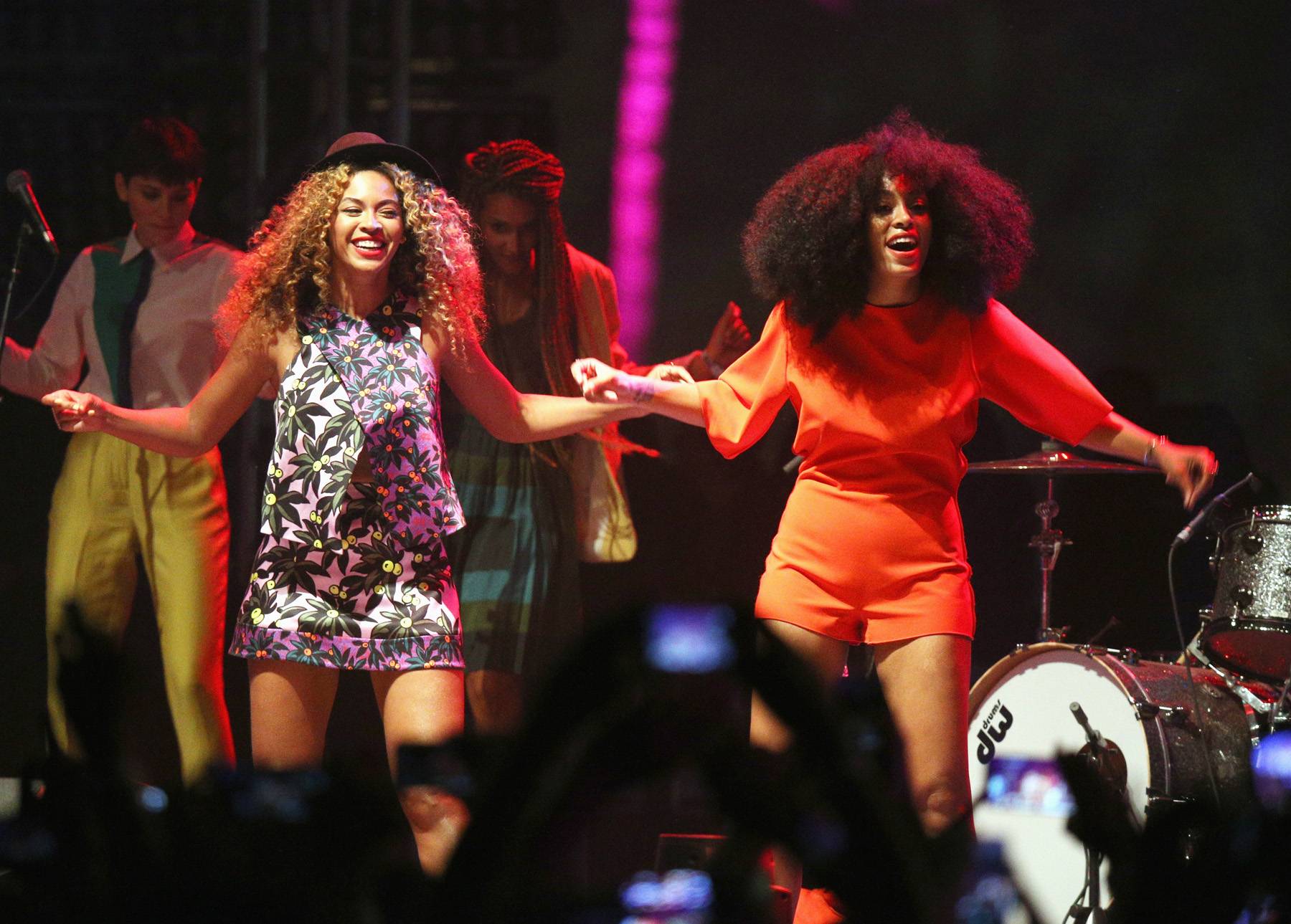 Sister Singers - Solange and - Image 27 from Out and About: Drake Goes ...