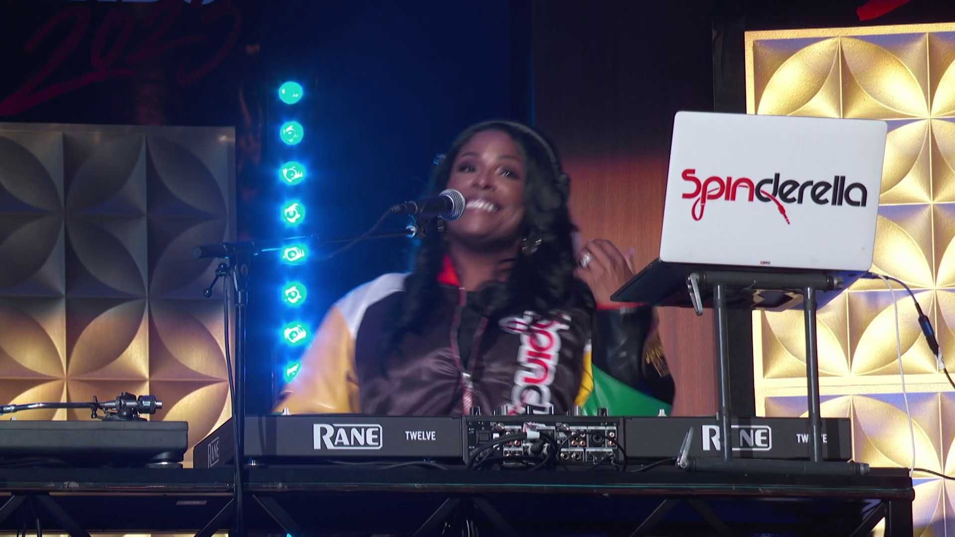 DJ Spinderella Gets the Spotlight - BET Hip Hop Awards 2023 (Video Clip ...