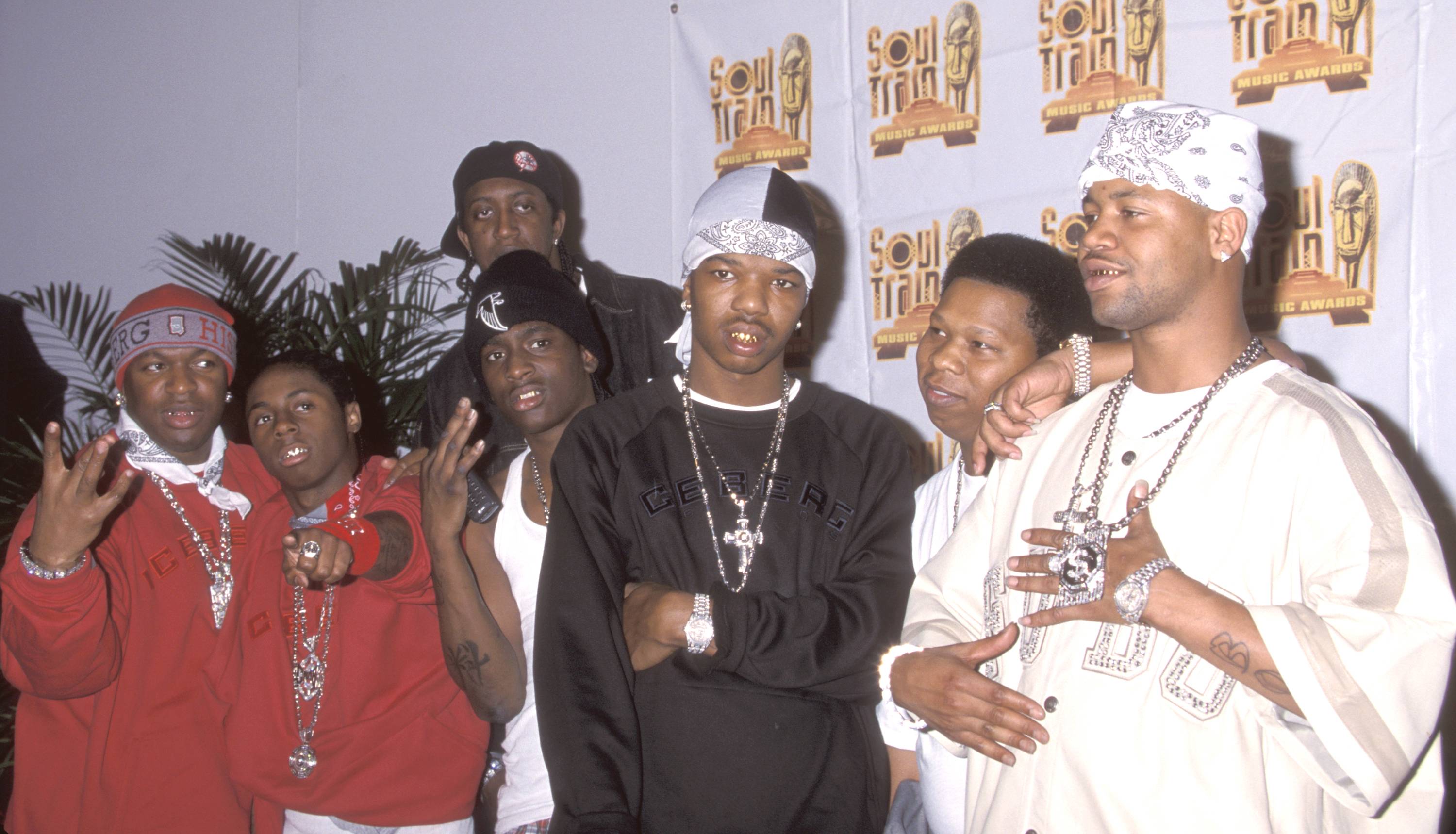 90s Hip Hop Fashion Brands Trends That Defined The Decade Atelier