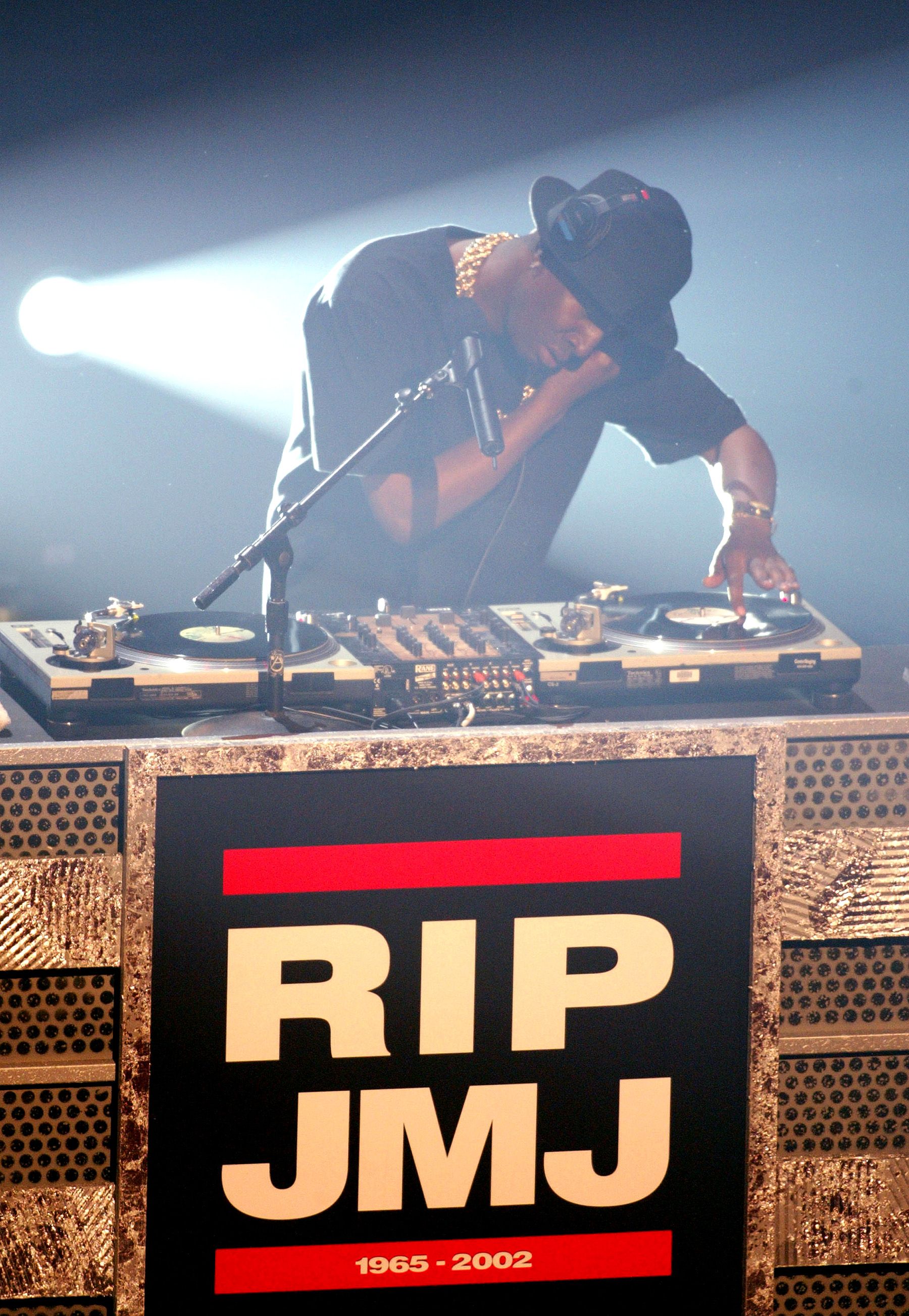 Divas on Display - - Image 36 from The Best of the BET Awards 2001–2010 ...