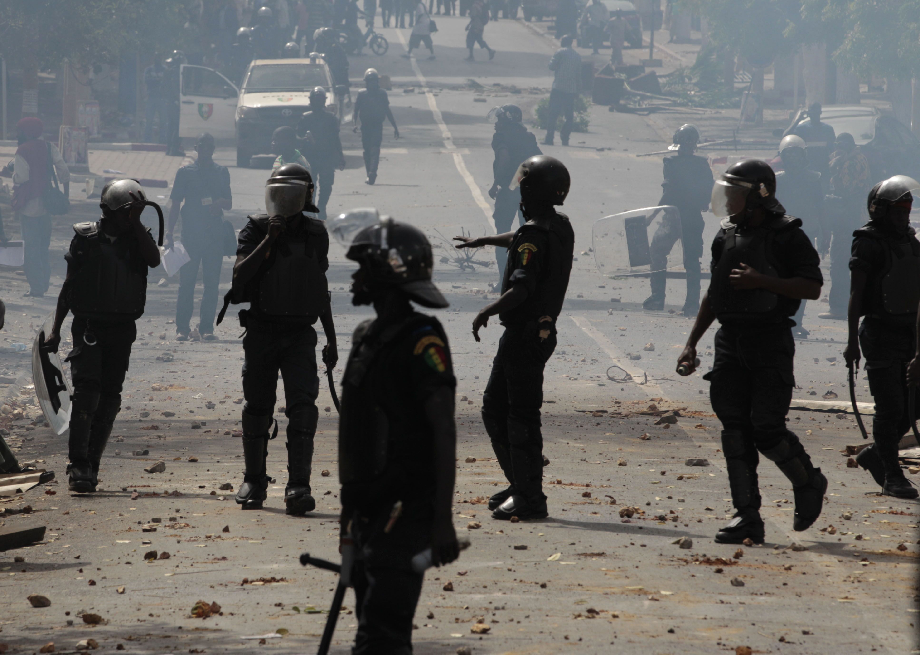The Aftermath - Police - Image 13 from Photos: Riots in Senegal Force ...