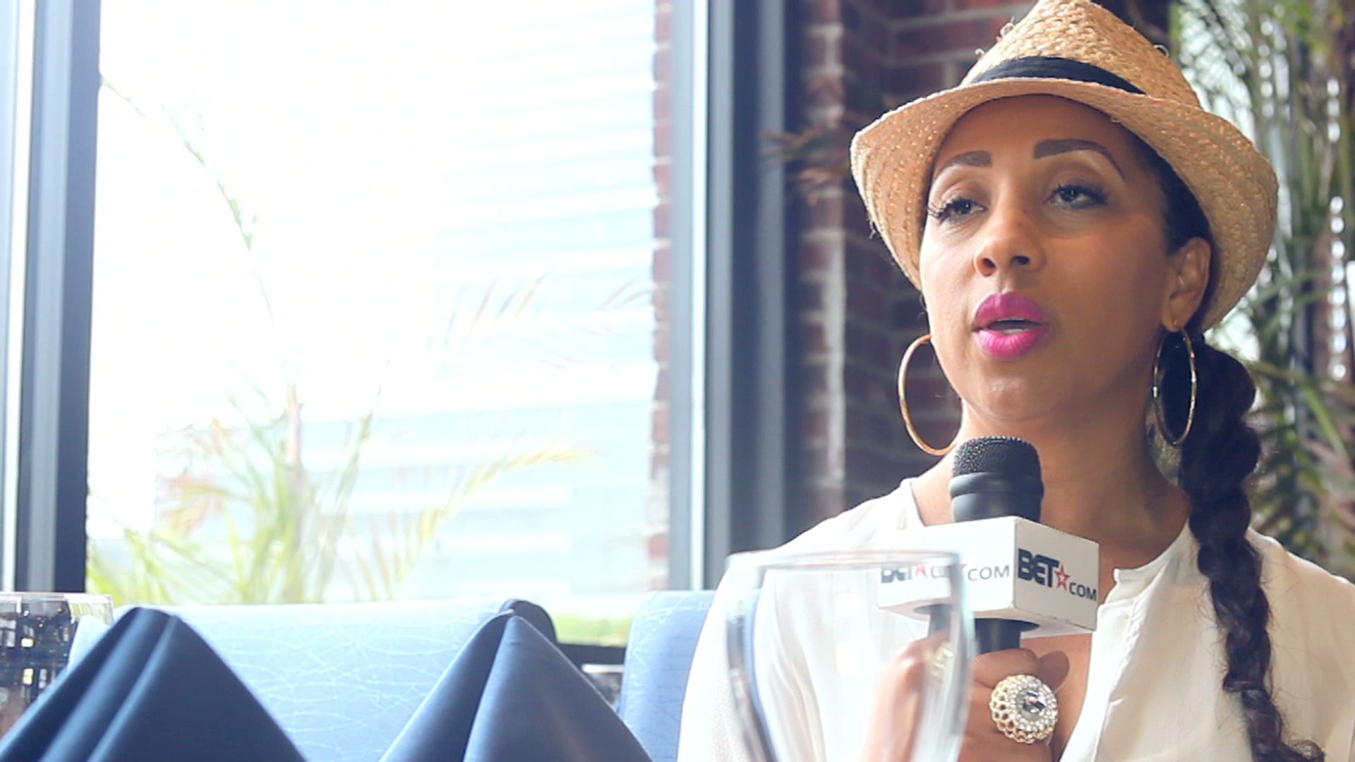 La La's PYNK Magazine fashion secrets revealed! - (Video Clip) | BET AWARDS