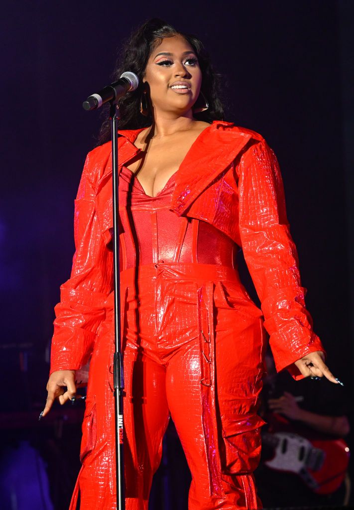 Jazmine Sullivan is stunning - Image 2 from Soul Train Awards 2022 ...