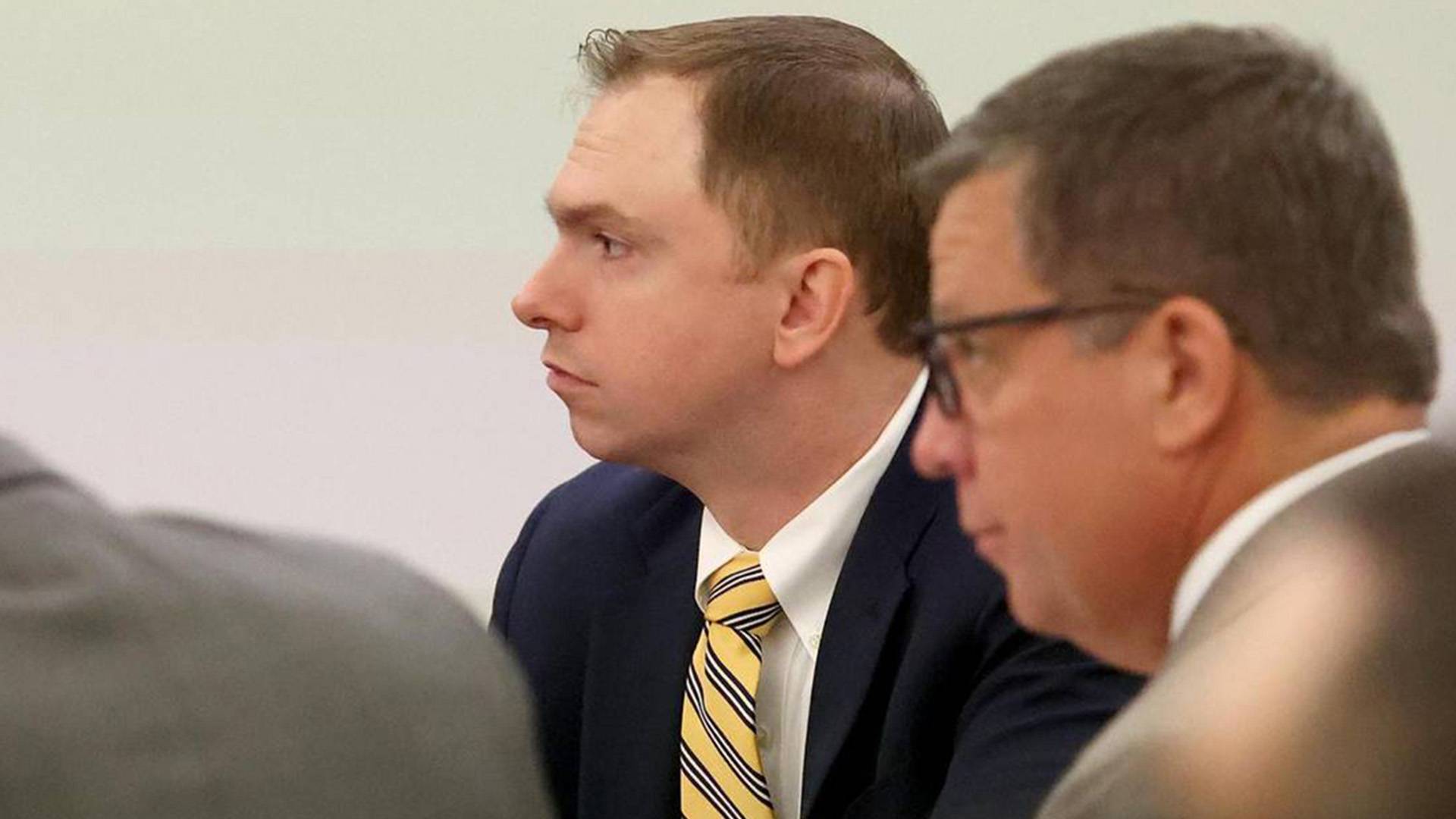 Ex Officer Gets 11 Year Sentence For Fatally Shooting Atatiana