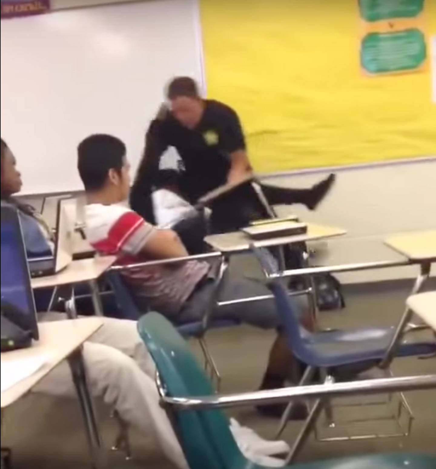 Cop Uses Force Against Female Student for Being Disruptive in Class ...