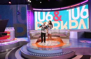Uh-oh! - Hosts Bow - Image 11 from Exclusive Access: Lenny Kravitz ...