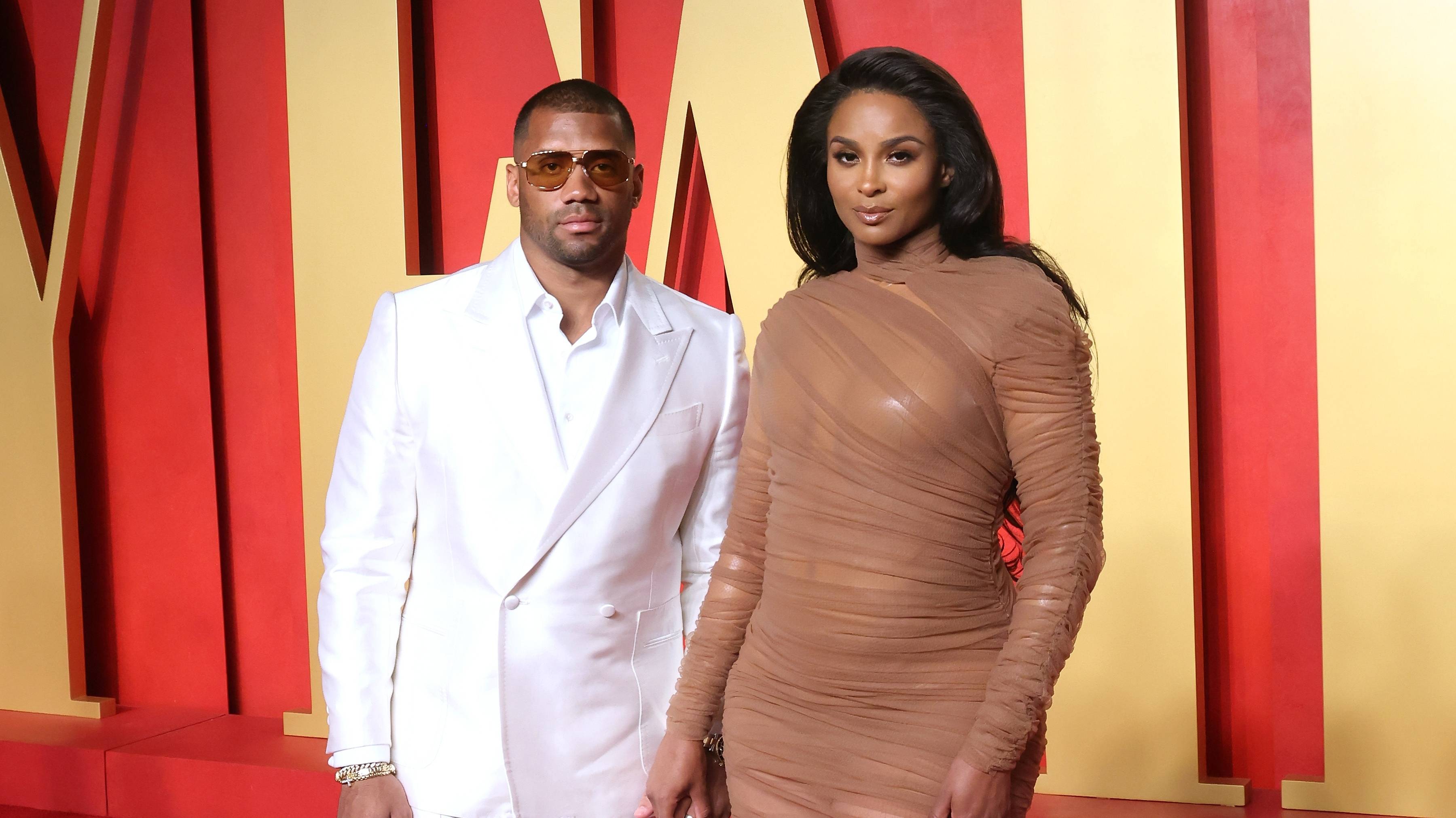 MC Lyte Speaks Out On DJ Akademiks Calling Hip Hop Pioneers 'Dusty ...