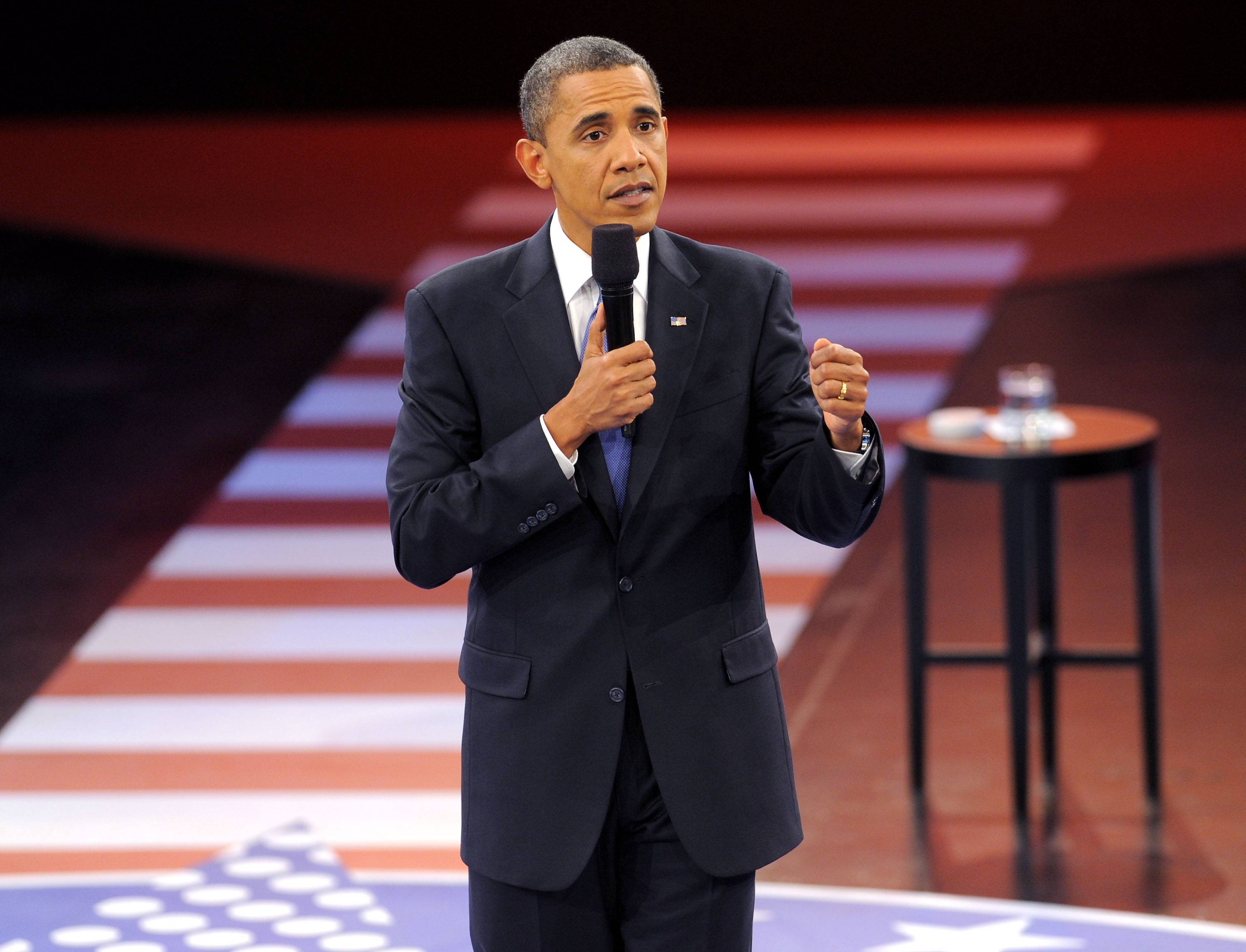 President Obama Discusses the Economy in CBS Town Hall Meeting | News | BET