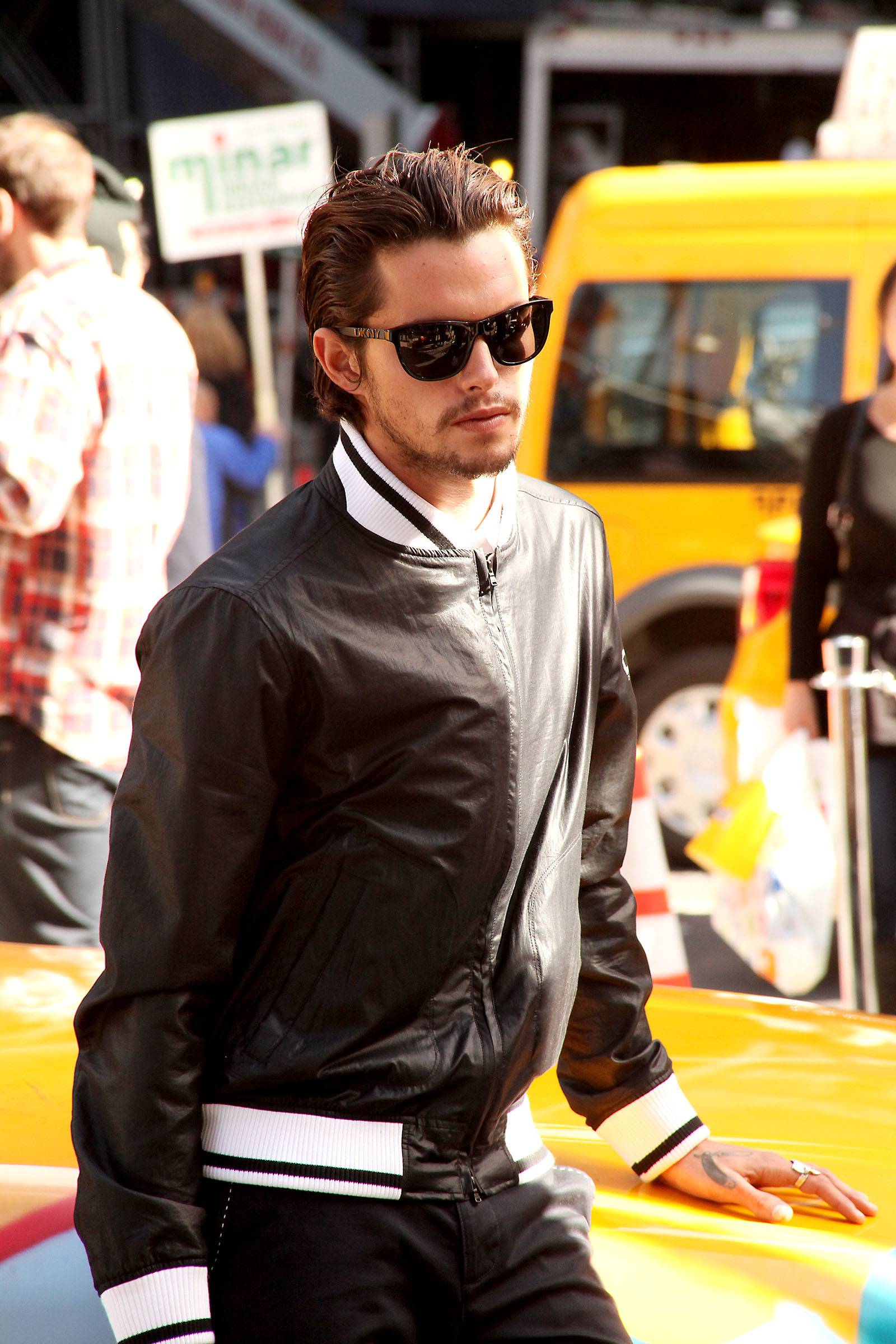 Sad News: Popular Pro Skateboarder and Model Dylan Rieder Dead at 28 ...