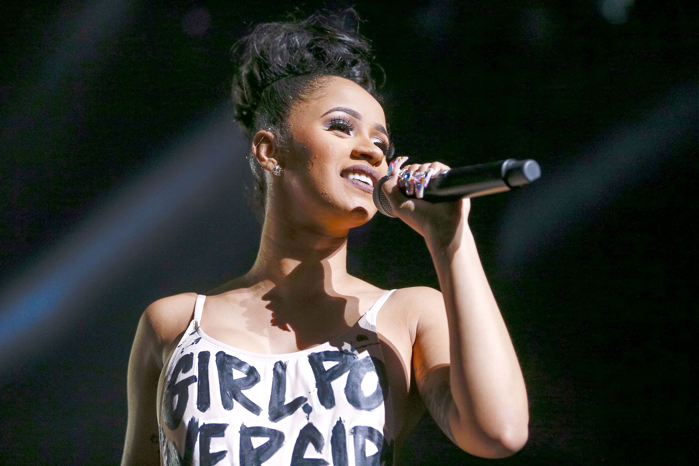 CARDI B - (Photo: - Image 35 from BET Awards 2017 Nominees | BET HipHop ...