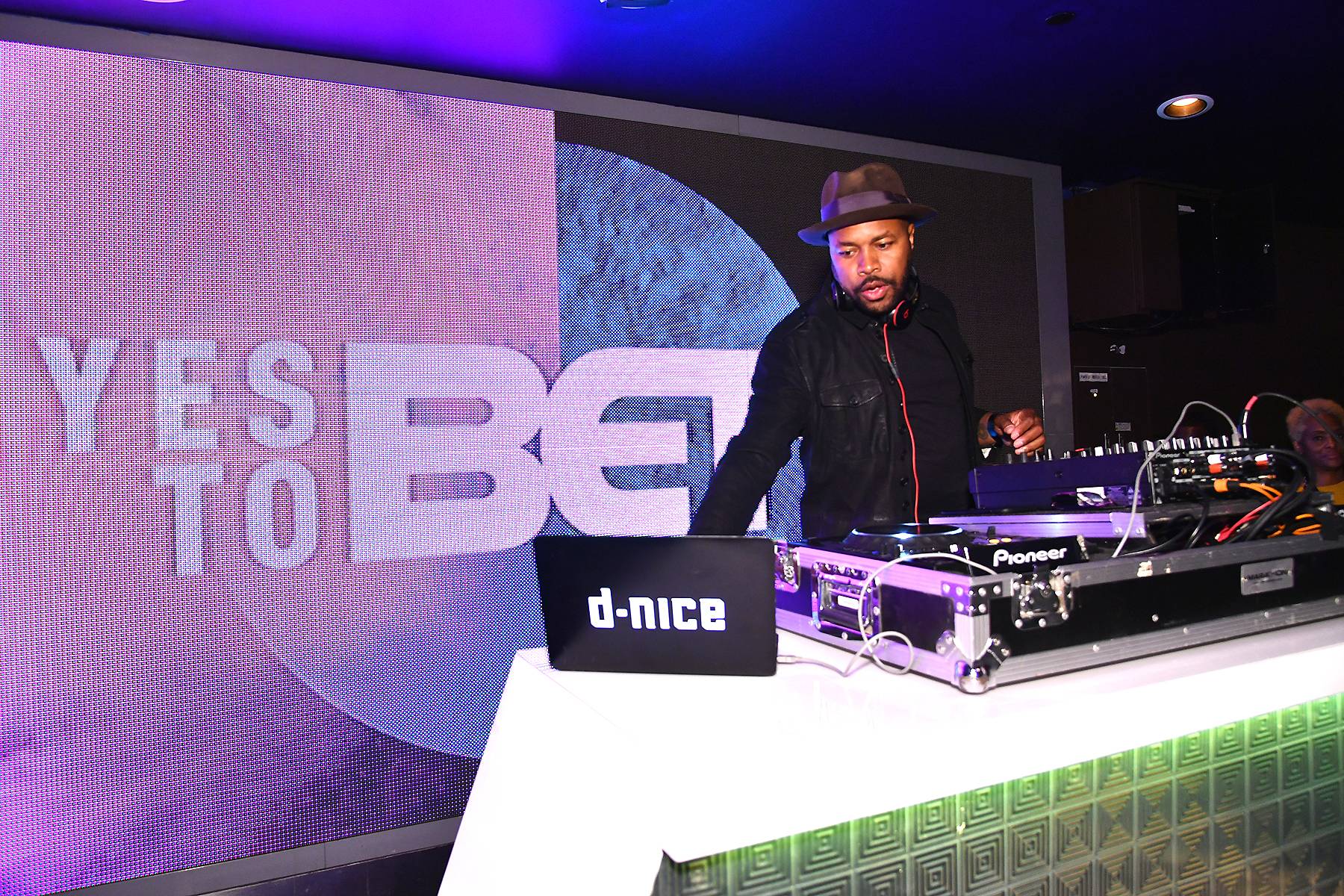 Jammin' - DJ D-Nice - Image 7 from BET Upfront Recap | BET