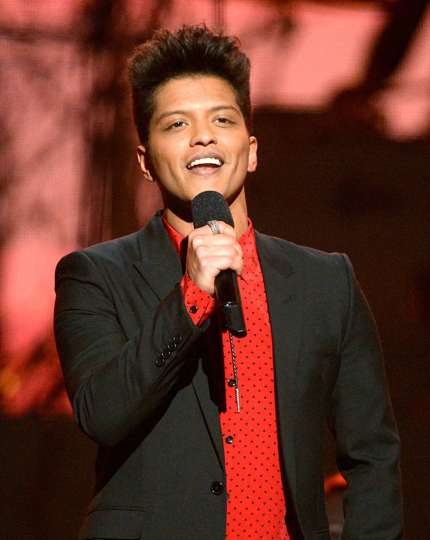 Bruno Mars: October 8 - Image 22 from Celebrity Birthdays: See Who Else ...