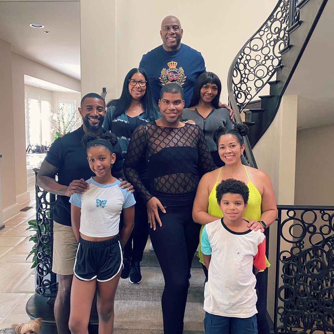 EJ Johnson knows how - Image 1 from EJ Johnson Wears A Metallic Maxi ...