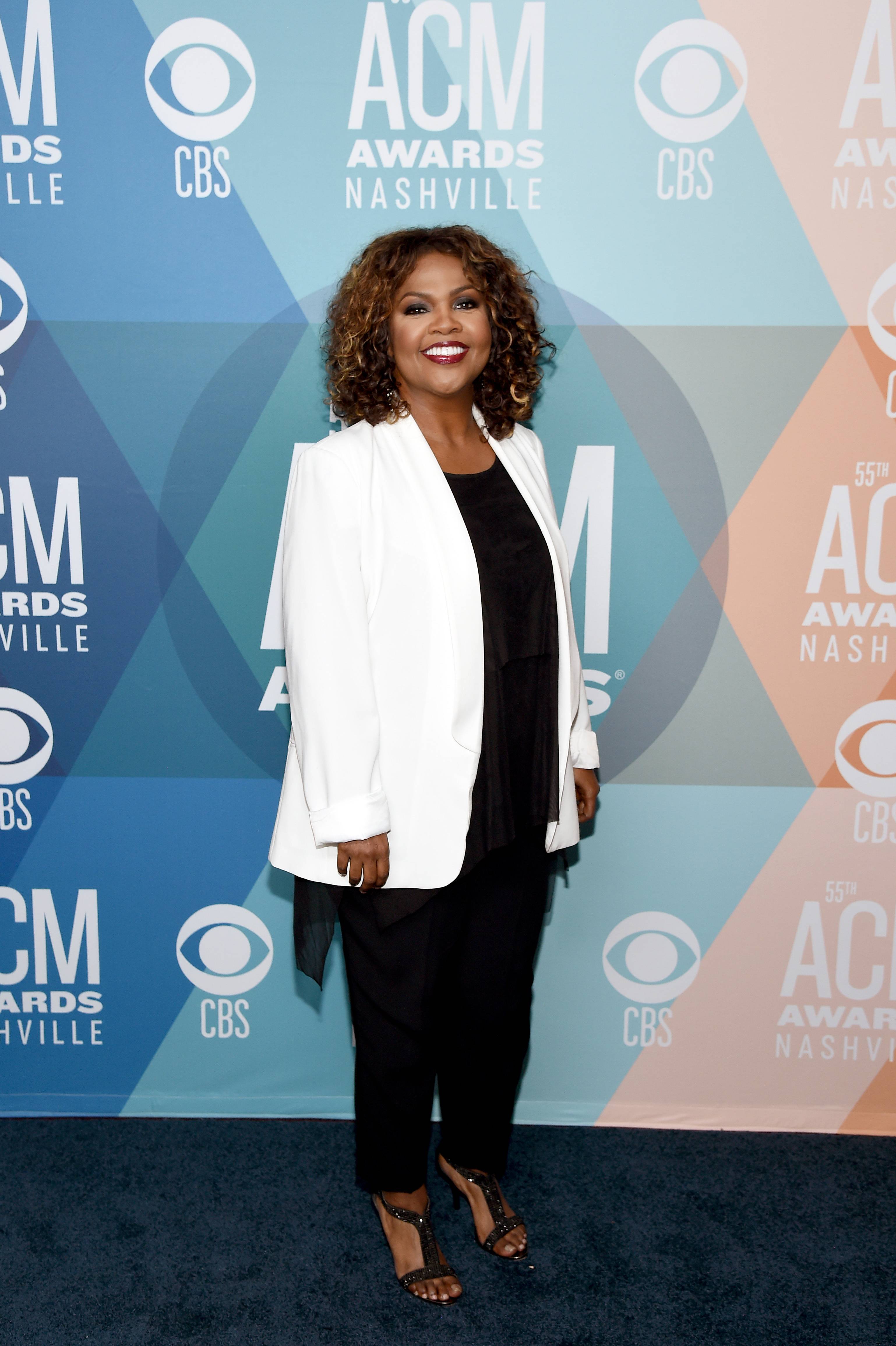CeCe Winans Responds To Backlash Over Appearance In Trump Coronavirus ...