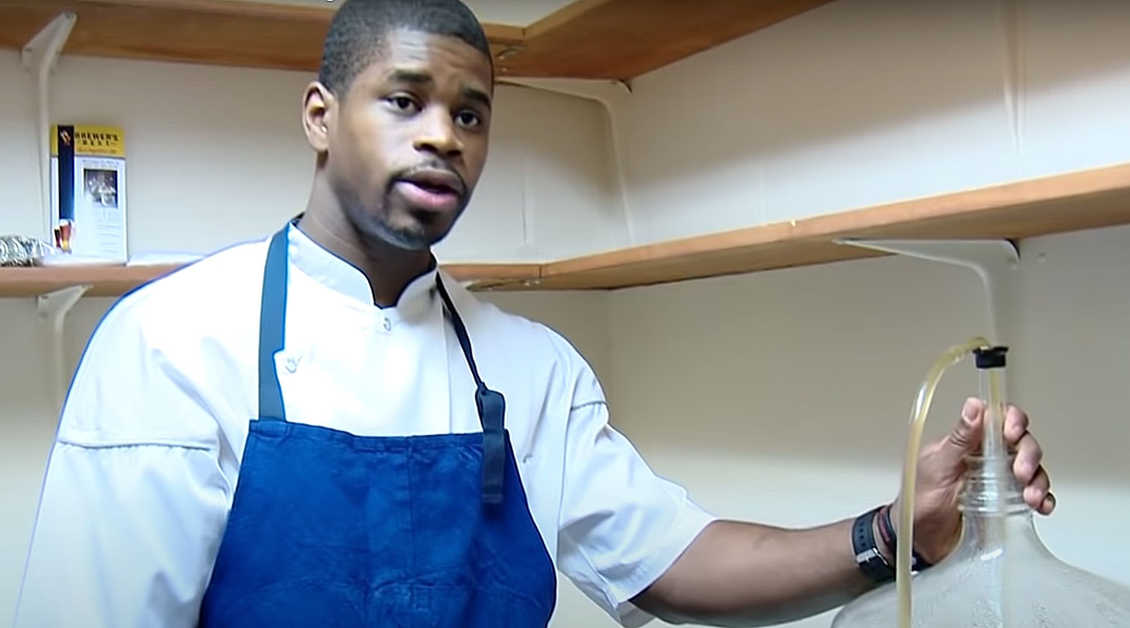 Autopsy Confirms Obamas’ Personal Chef Died of Accidental Drowning ...