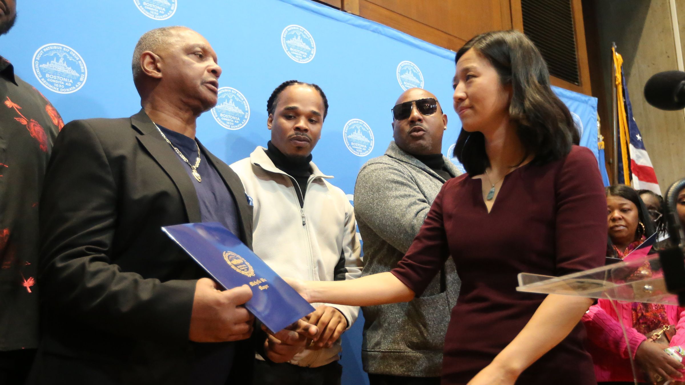 Boston Mayor Apologizes to Black Men Falsely Accused in 1989 Murder Of ...