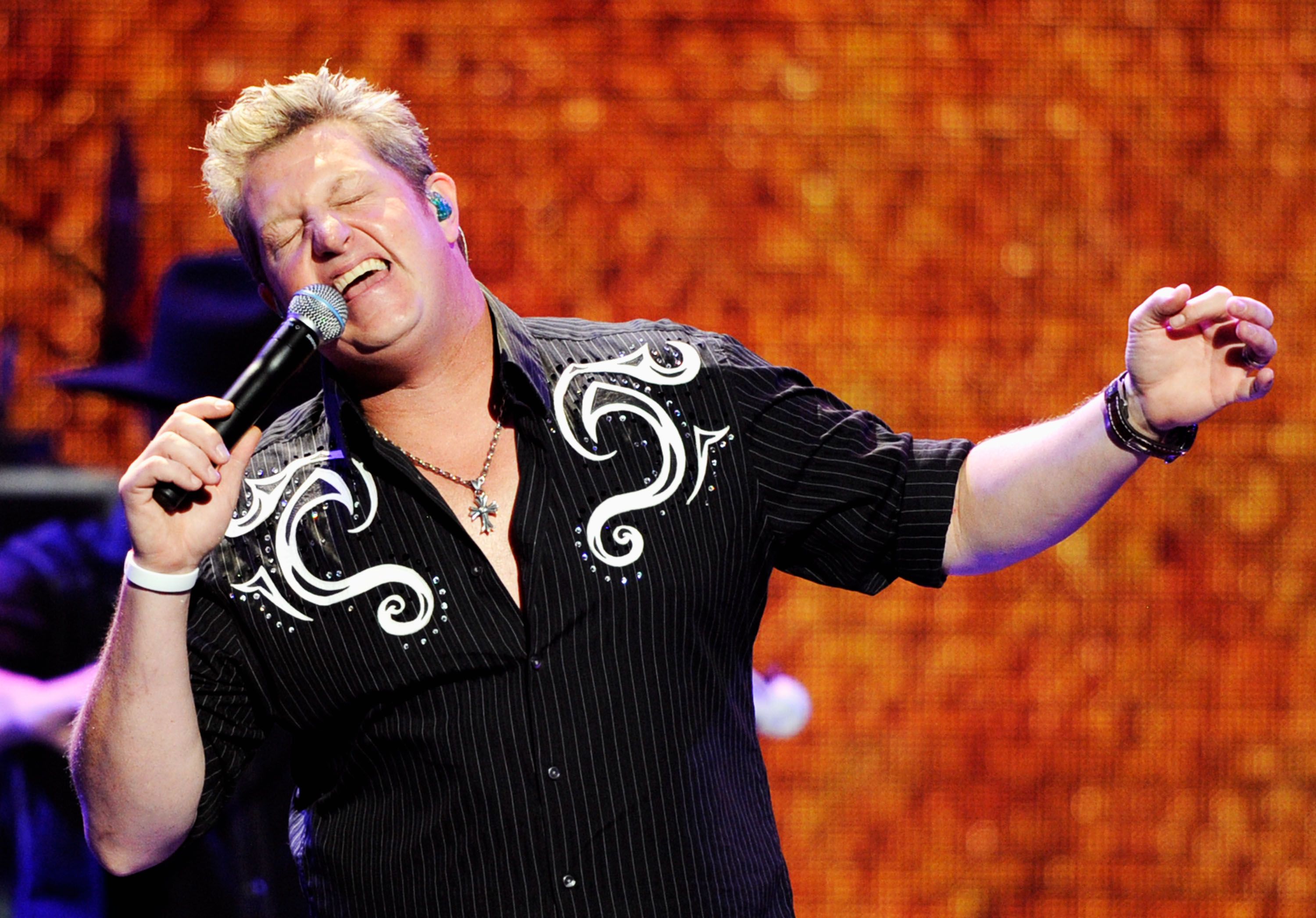 Rascal Flatts’ Gary LeVox Talks Solo Single “Get Down Like That” | News ...