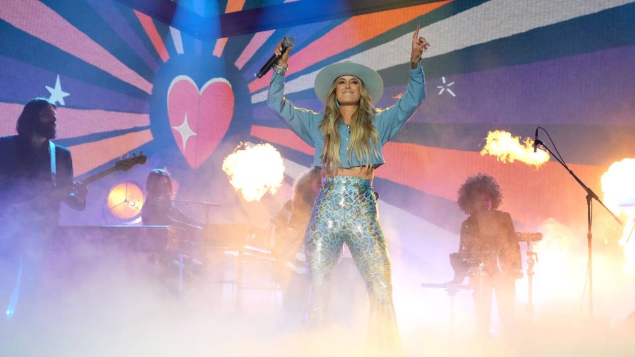 2023 CMT Music Awards: Lainey Wilson Admits She's Nervous, Brings All ... 2023 CMT Music Awards: Lainey Wilson Admits She's Nervous, Brings All ...