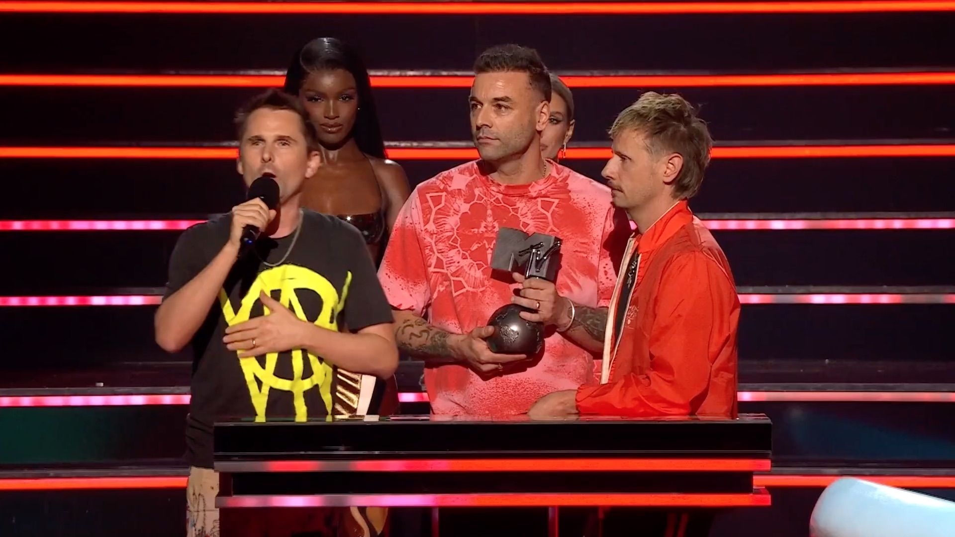 Muse Makes Inspiring Dedication with Best Rock Award Win - 2022 MTV ...