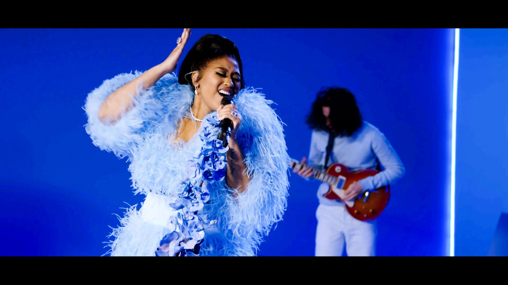 Singer Jazmine Sullivan - - Image 5 from Images from the 52nd NAACP ...