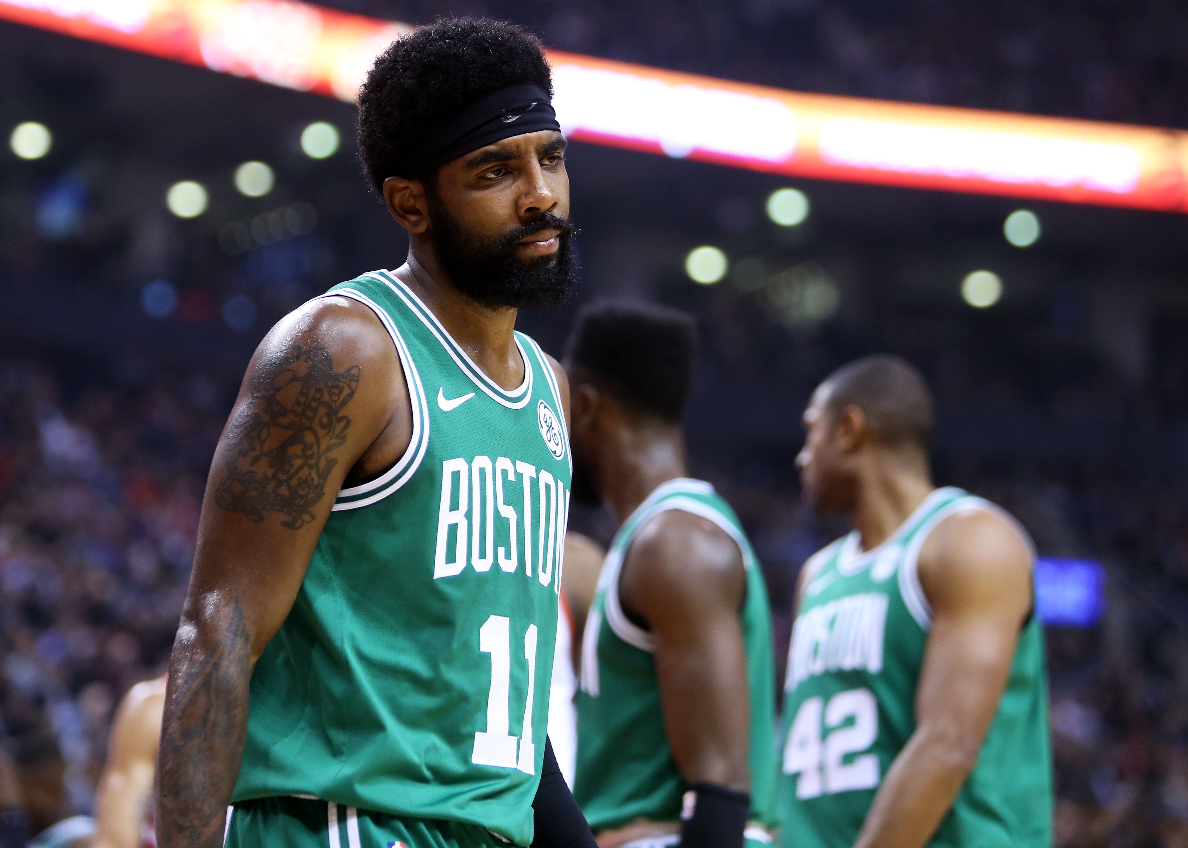 Here’s Kyrie Irving’s Apology For Saying 'F**k Thanksgiving' To ...