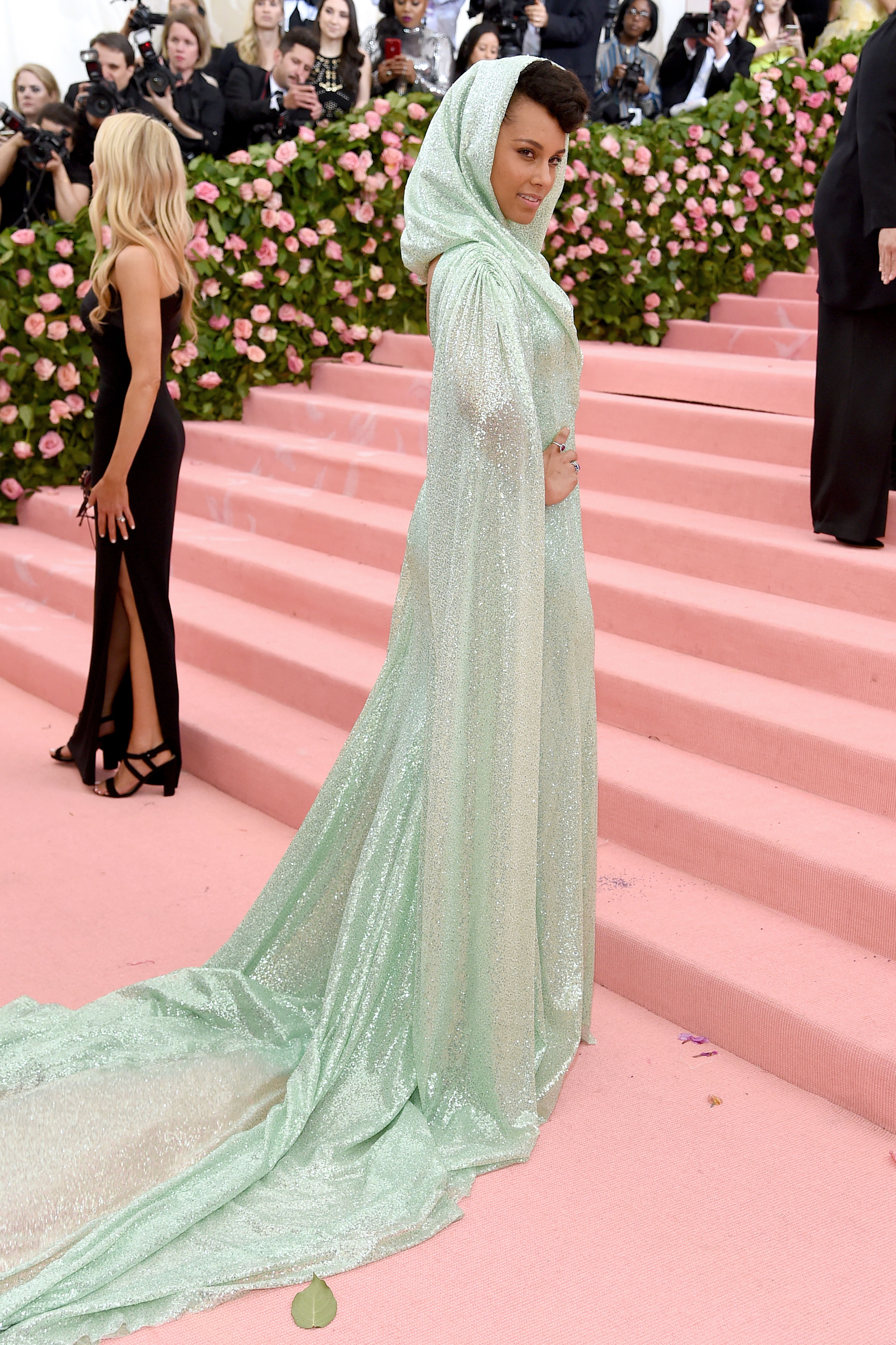 Alicia Keys in Carolina Herrera - Image 14 from Black Excellence! Cardi ...