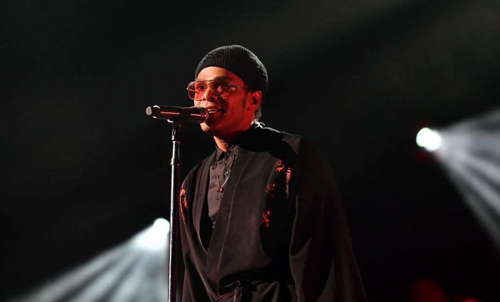 Maxwell crooned his way - Image 1 from Soul Train Awards 2022: The Many ...