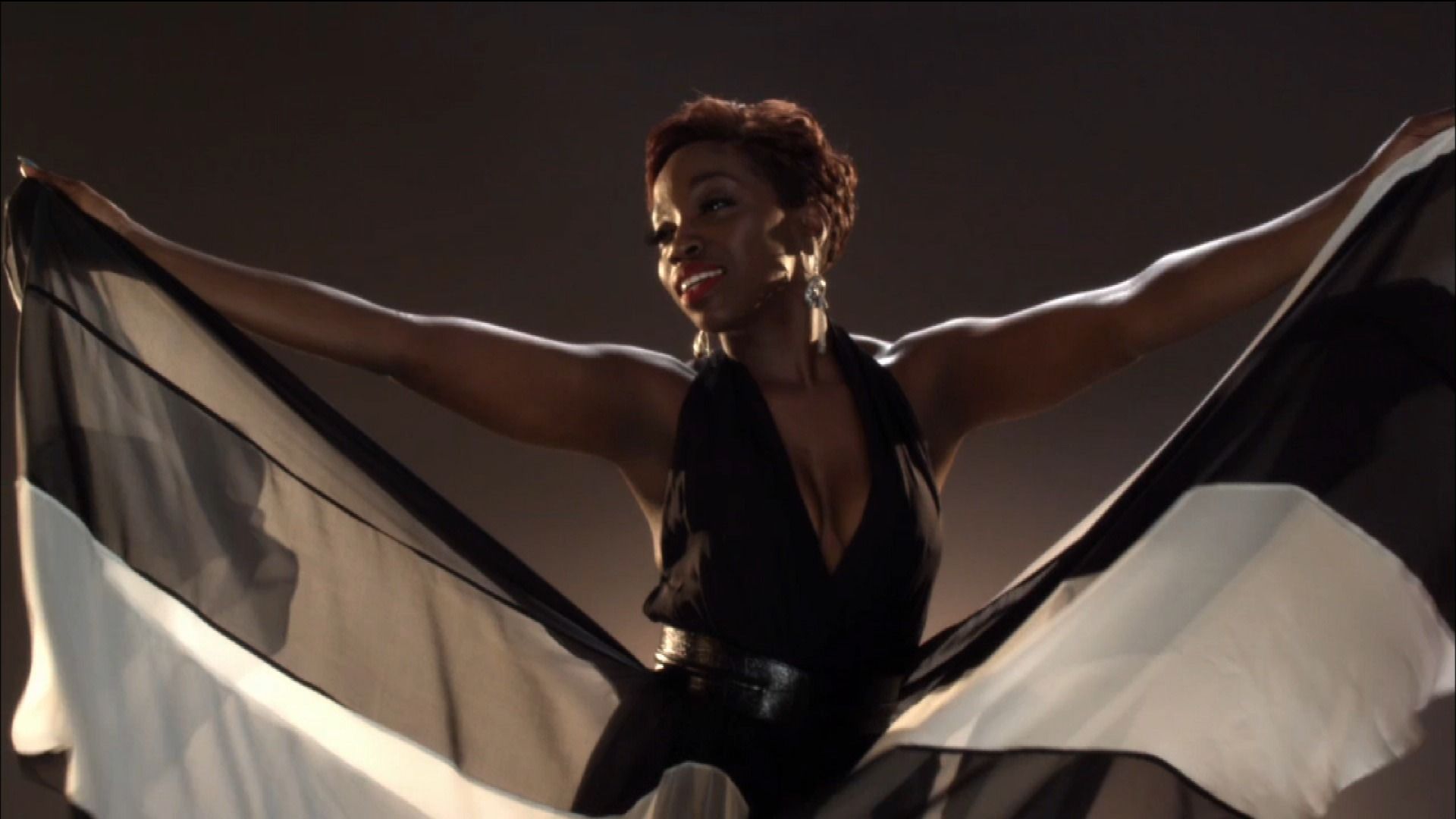 Shine a Light - - Image 5 from The Evolution of Estelle | BET